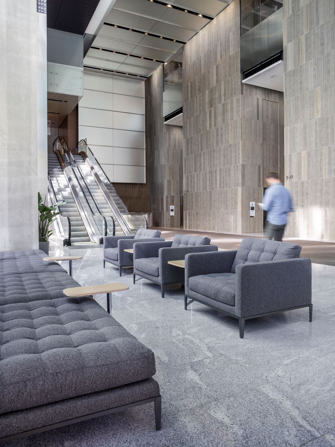 studio TK による AC Lounge | Archello