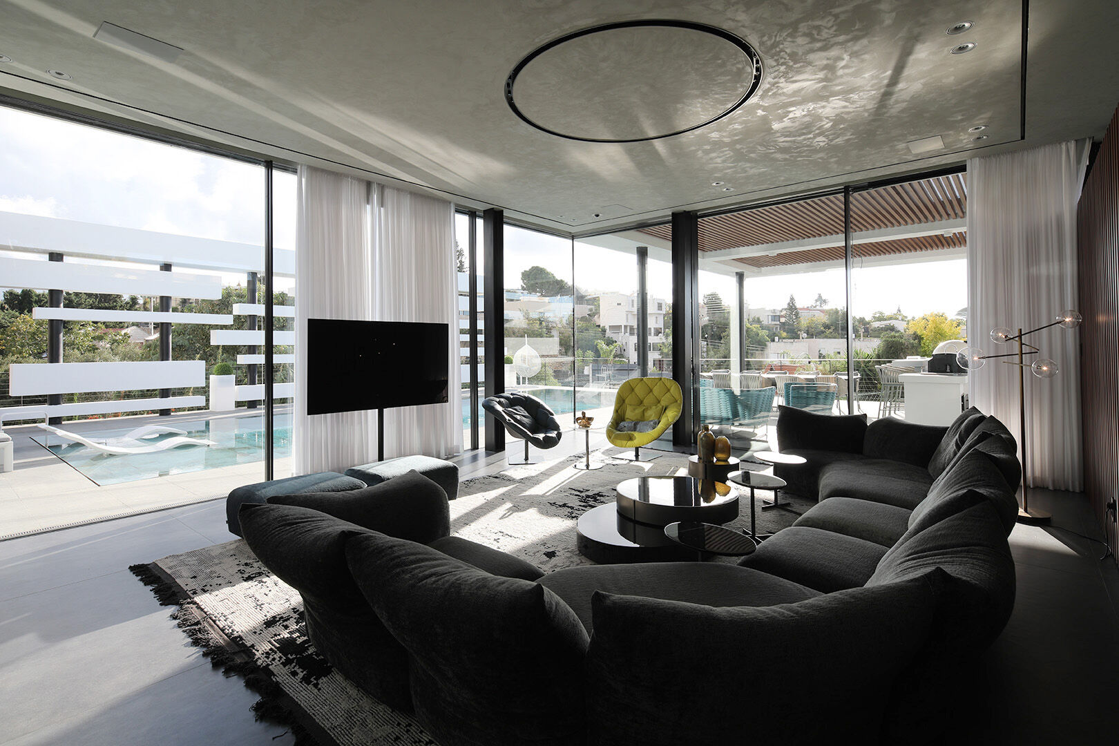 The Revealing House | Dan and Hila Israelevitz Architects | Archello