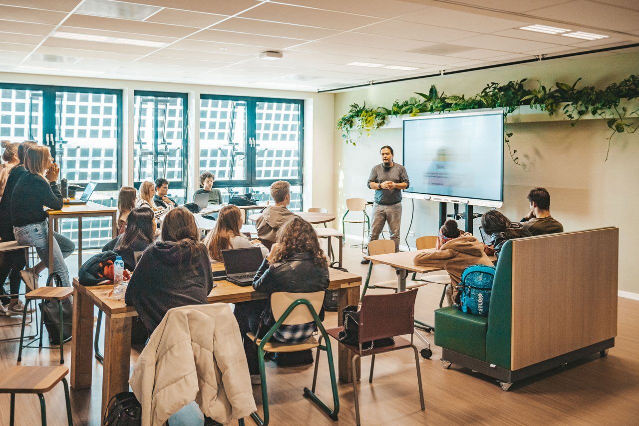 Gallery of Aeres Hogeschool Almere | BDG Architecten | Media - 8