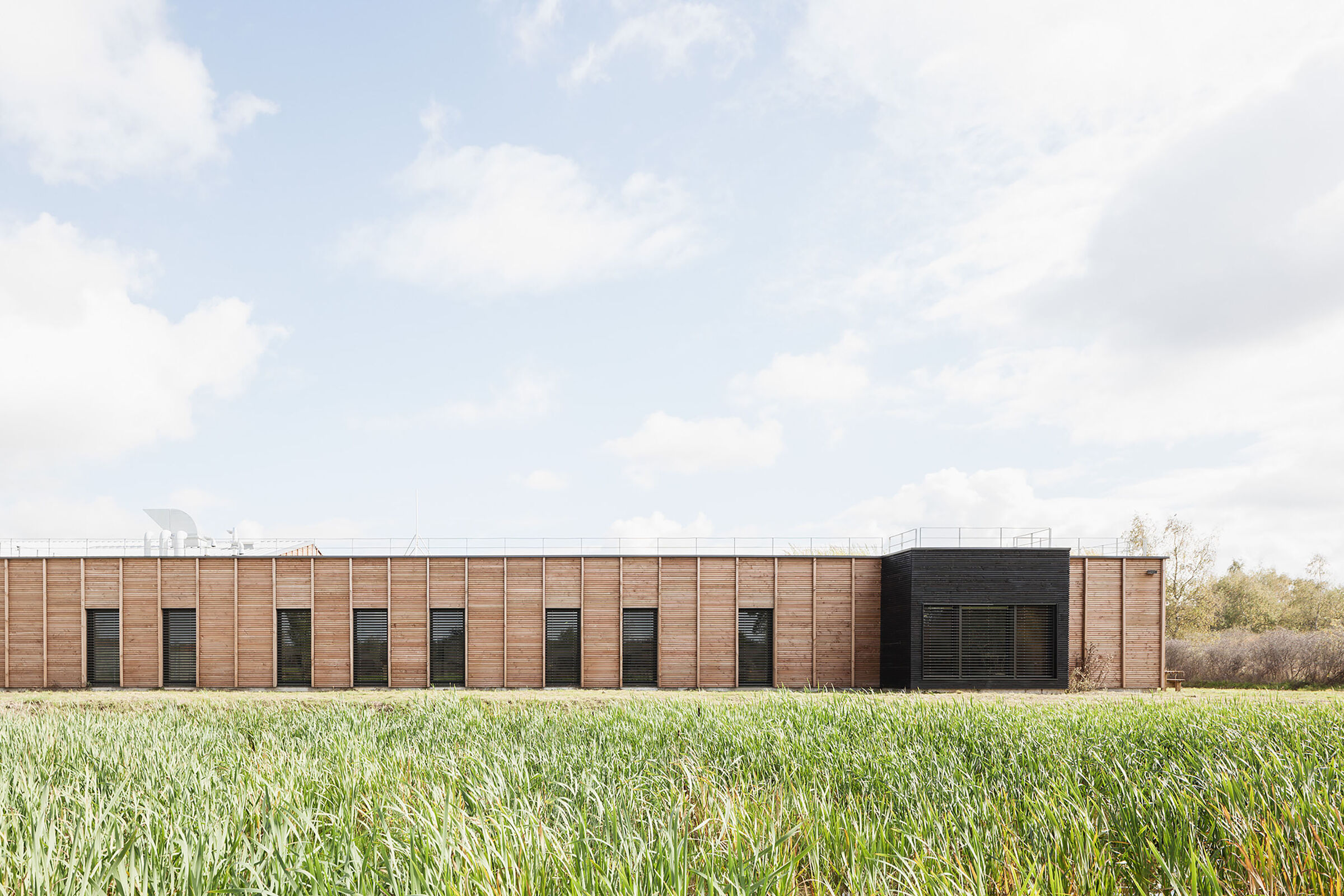 Research center & laboratory - Écotron | Atelier Téqui architectes ...