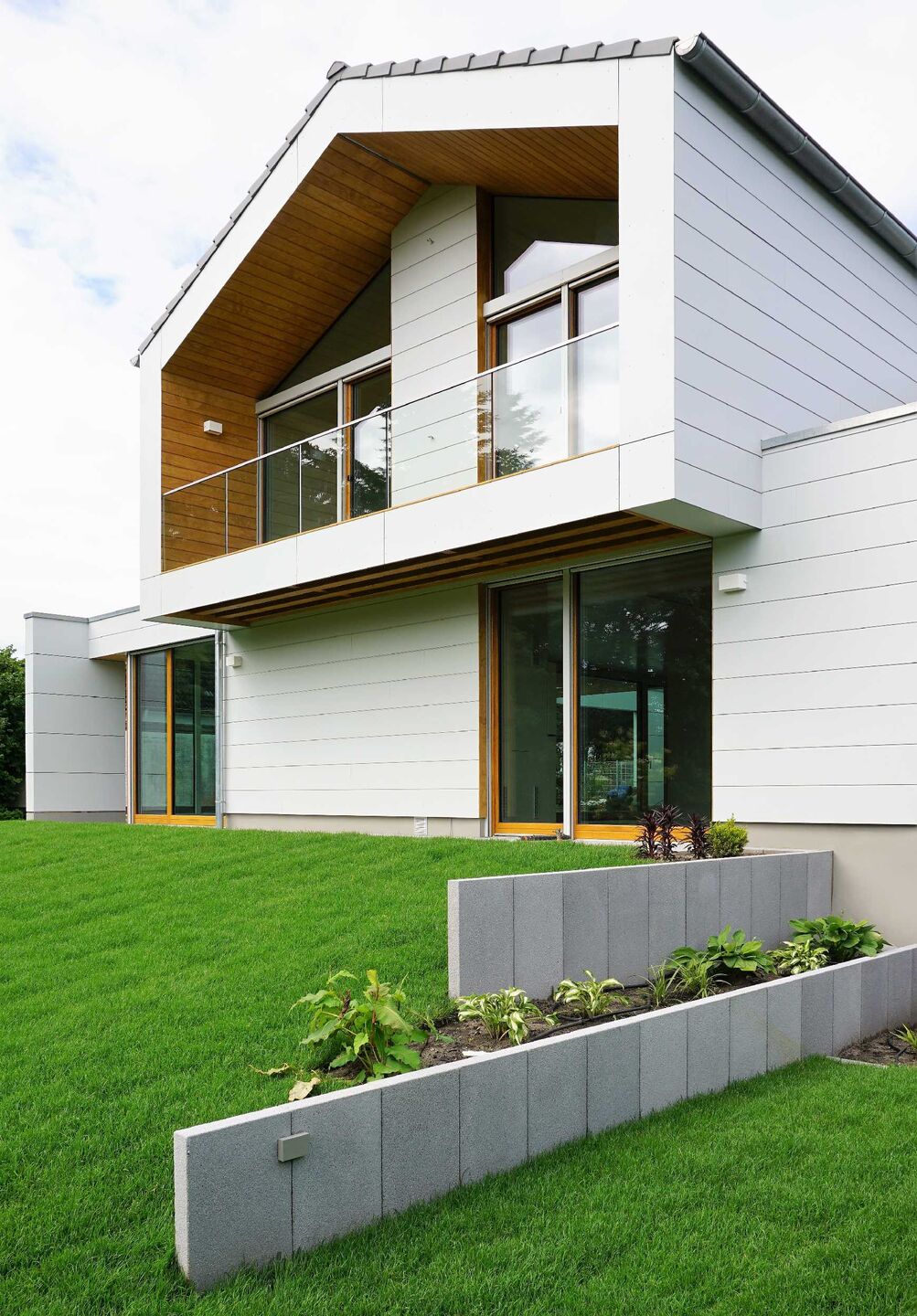 Discover Composite materials Residential Design Ideas and Pictures ...