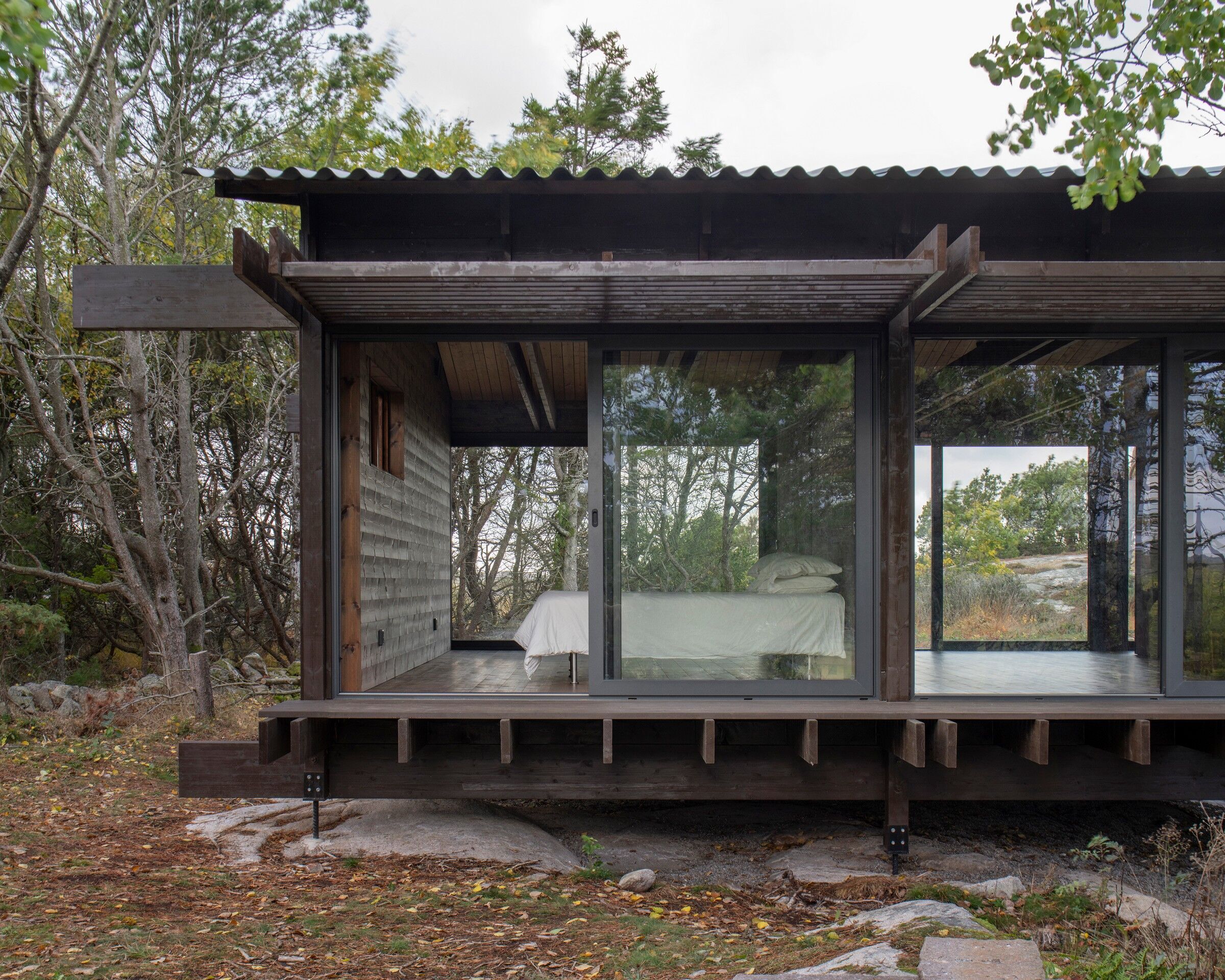 House Tjurpannan integrates into an austere landscape shaped by the ...