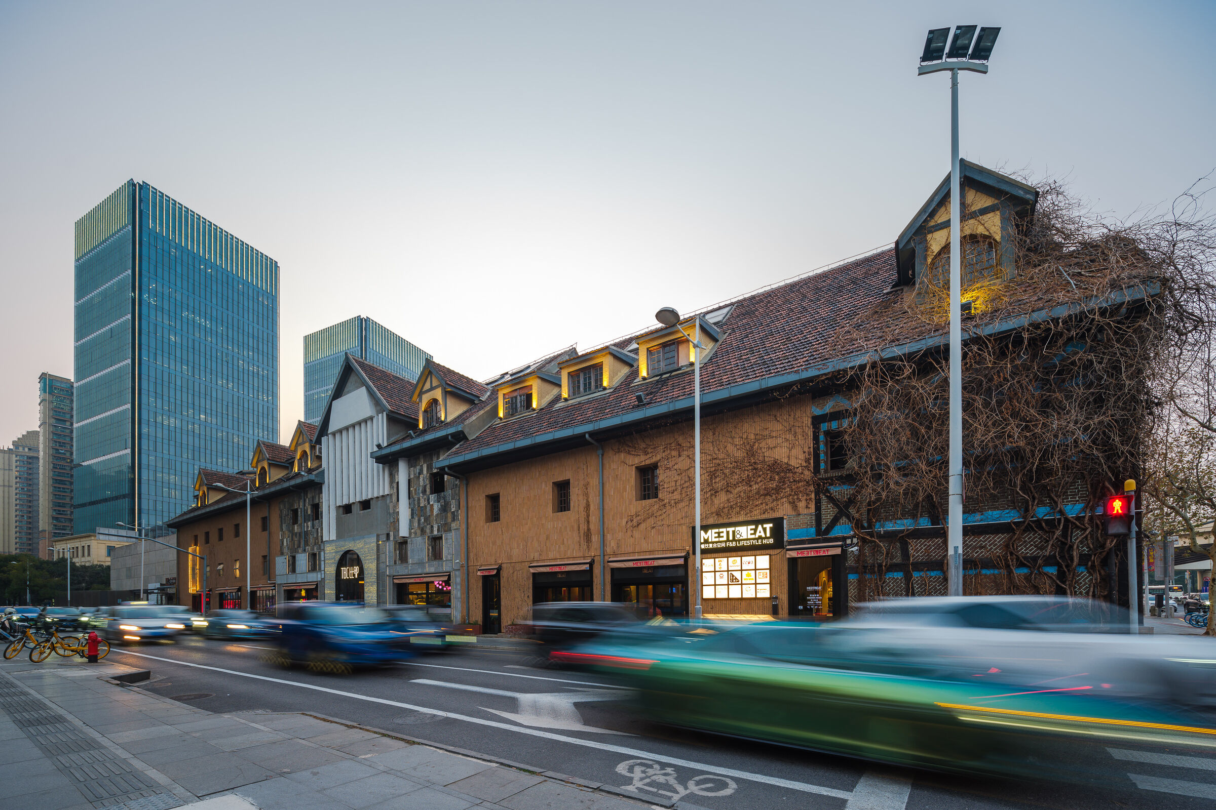 Meet & Eat | TOPOS DESIGN | Archello