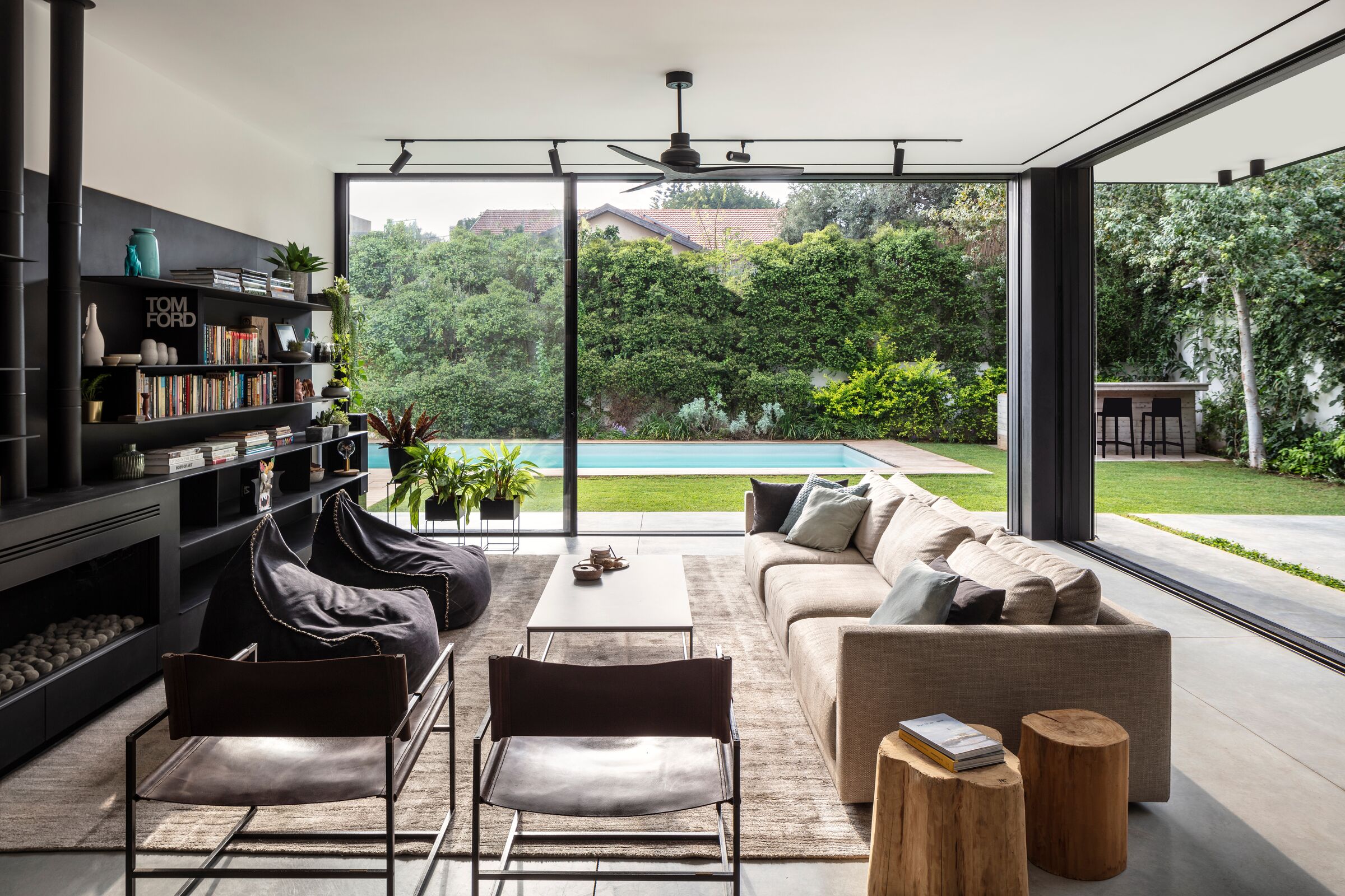 Interlocking Boxes | Jacobs-Yaniv Architects | Archello