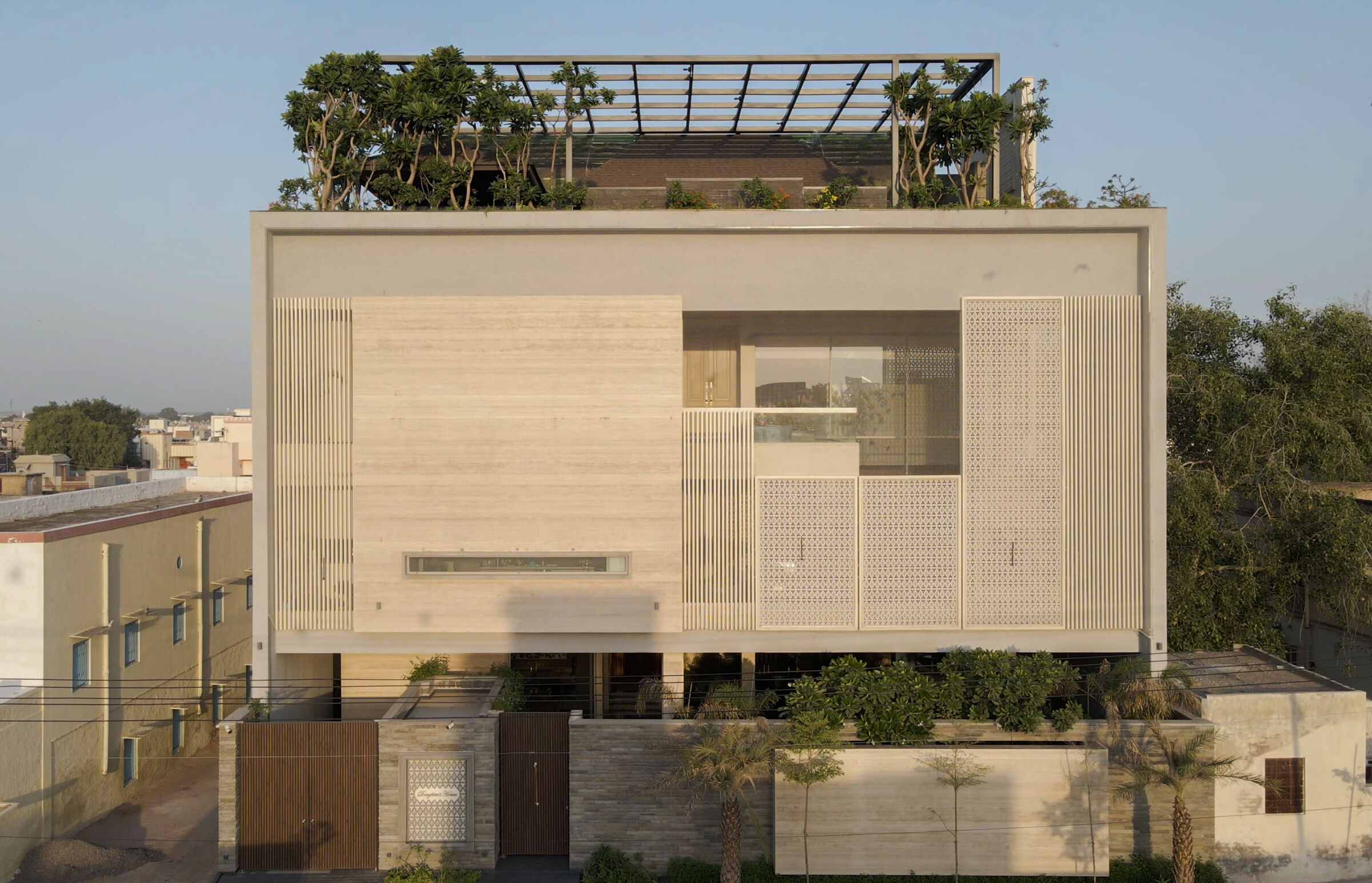 The Daughters House | Design Square | Archello