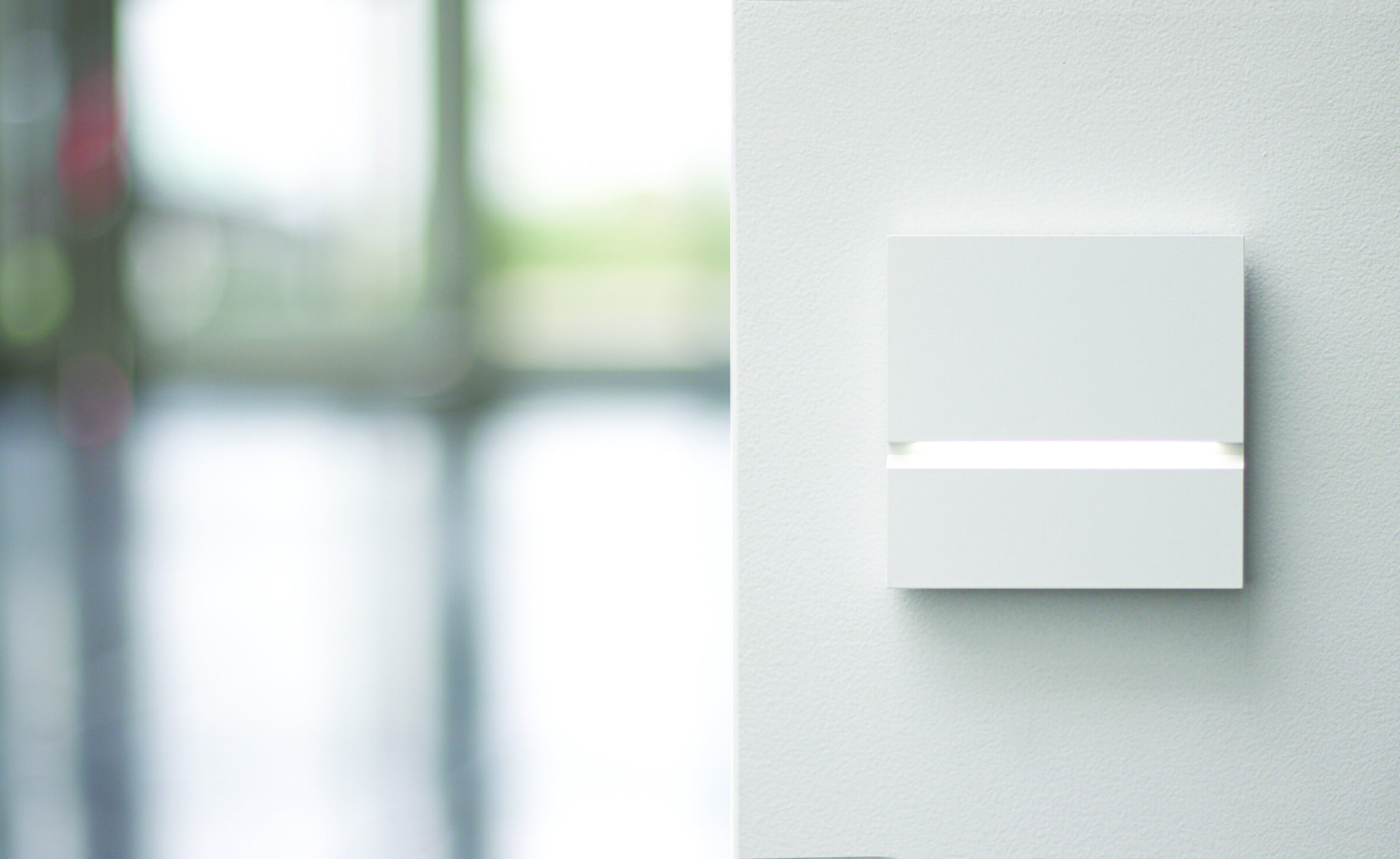 basalte による Via walkway light | Archello