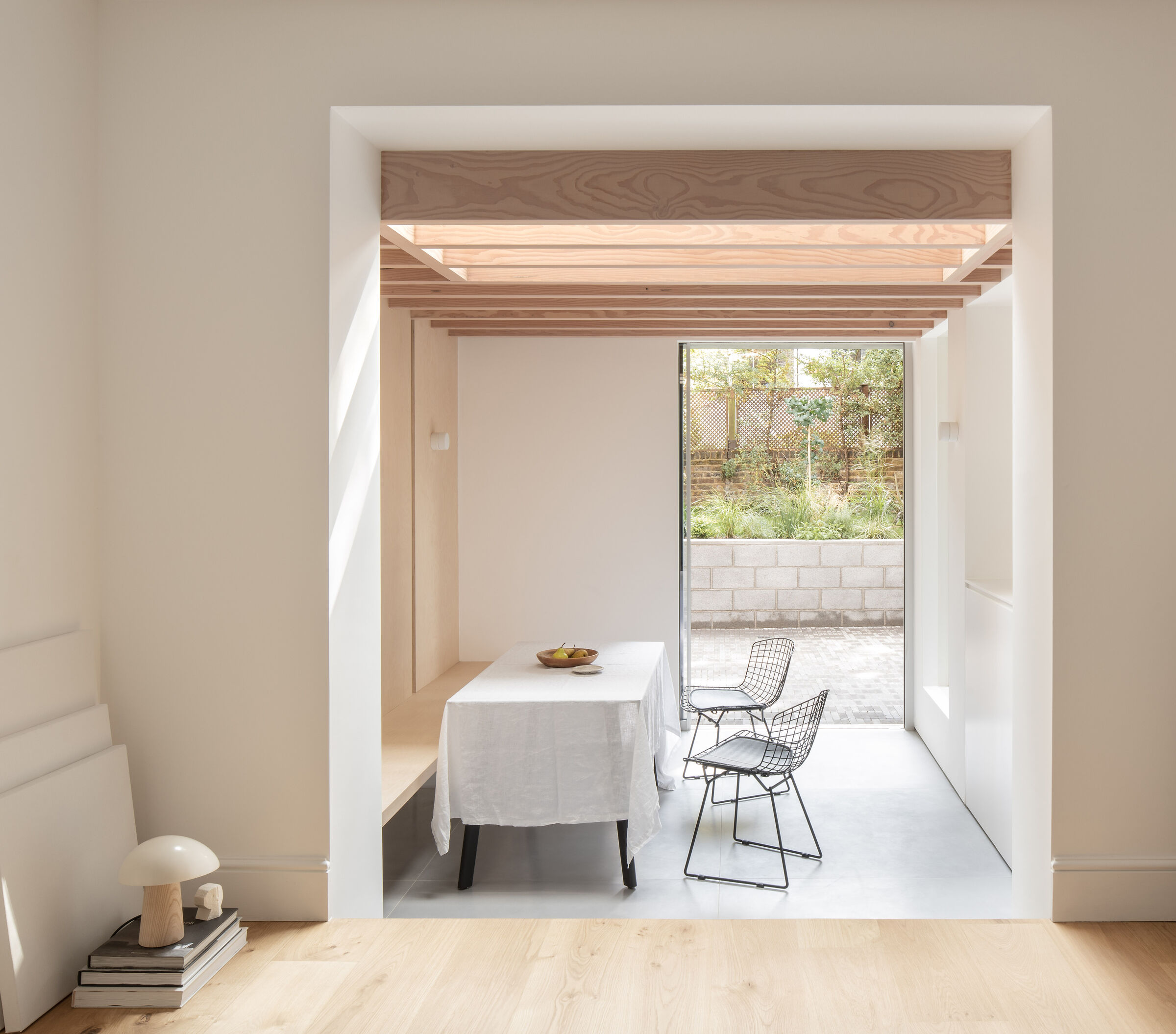 DB Apartment | Studio Hallett Ike | Archello