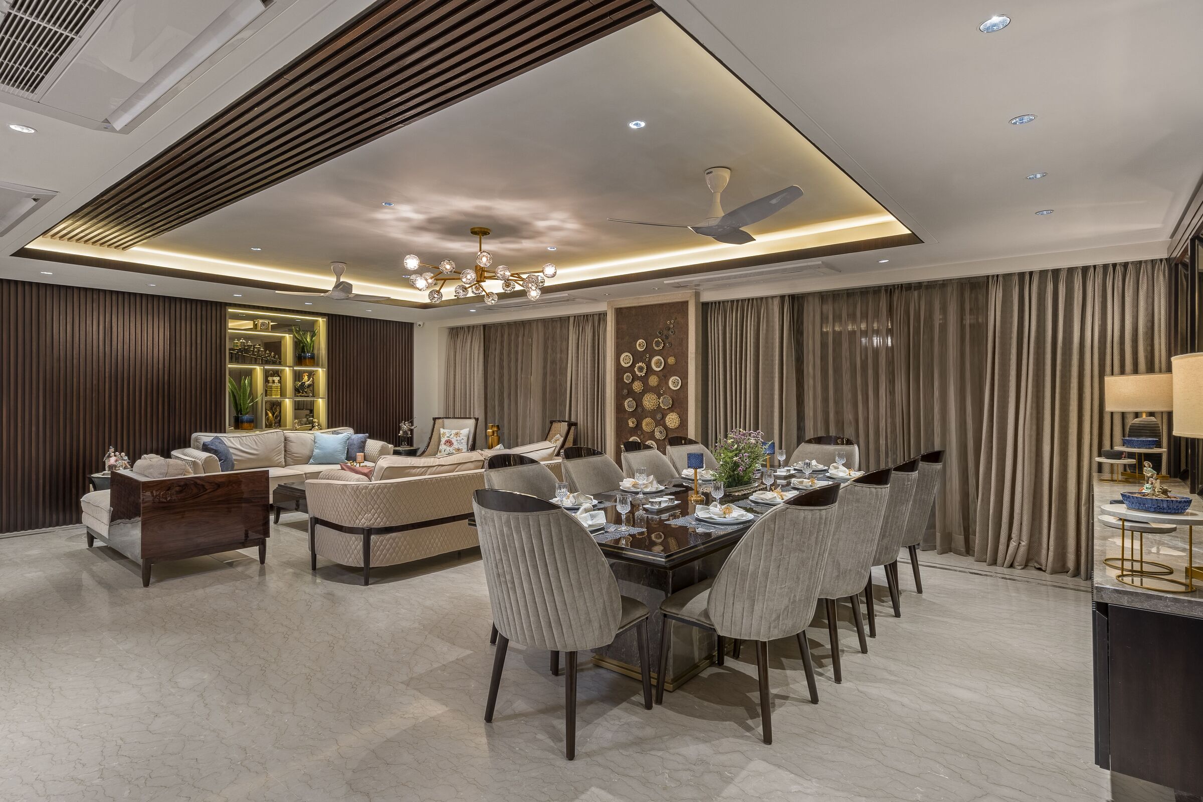 The DLF Crest | Design 21 | Archello