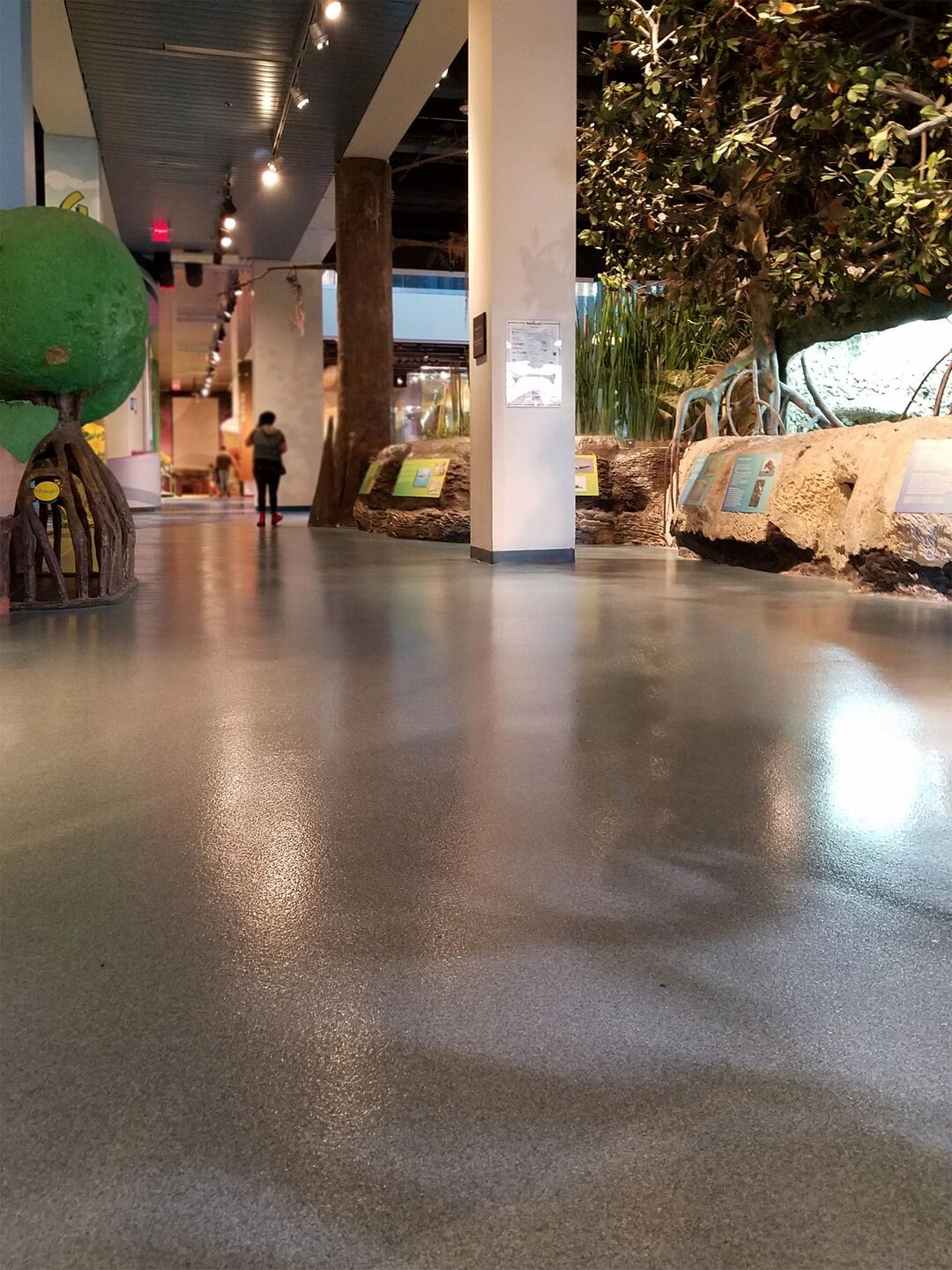 DURAAMEN ENGINEERED PRODUCTS INC による Quartz Flooring | Archello