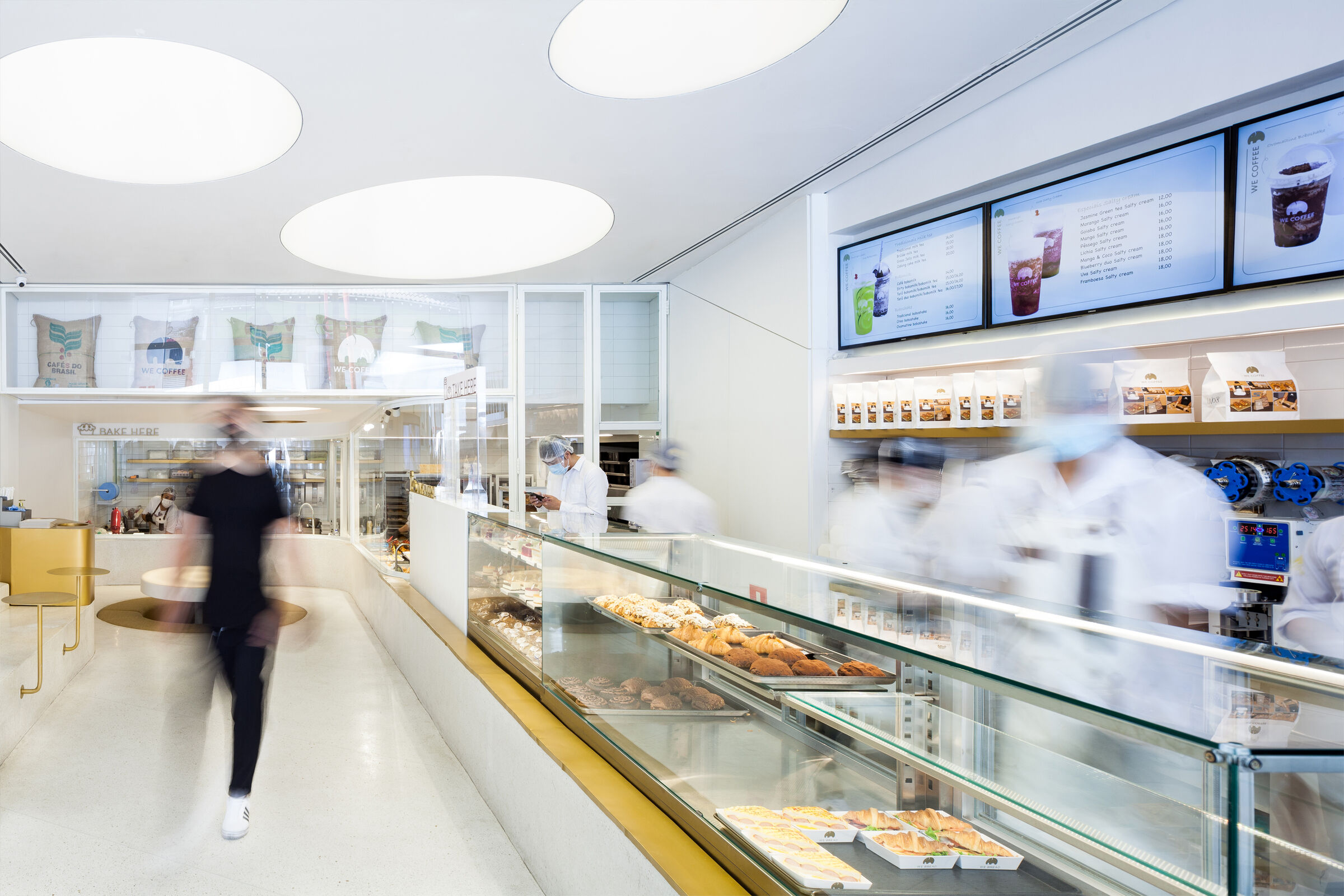 We Coffee . Liberdade | Entre Arquitetos | Archello