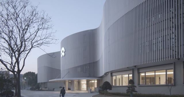 NIO Delivery Center | Shanghai Jiading Nanxiang | Kokaistudios | Archello