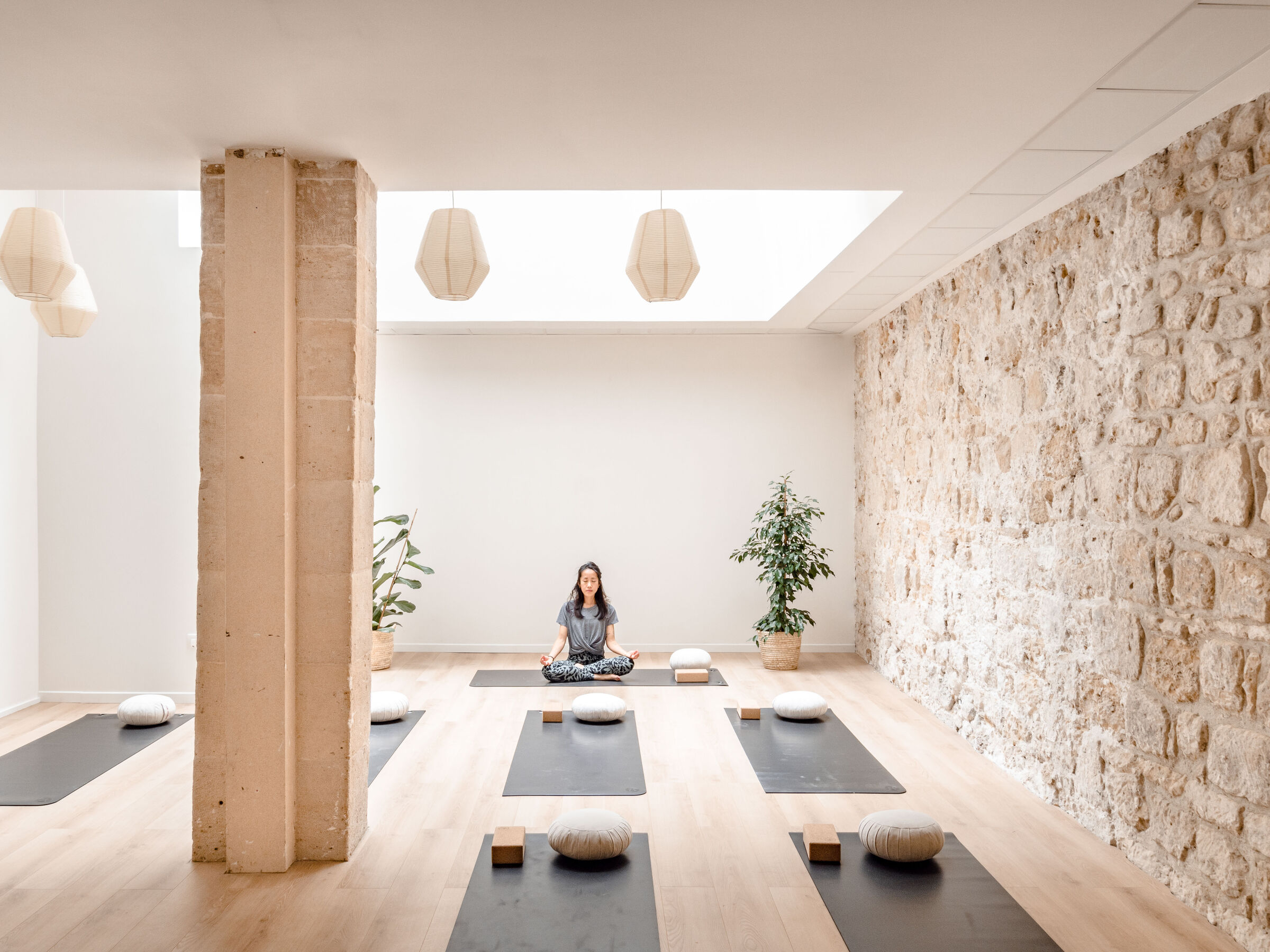 Gallery of Ground to Grow Café and Yoga Studio | Ama Studio | Media - 32