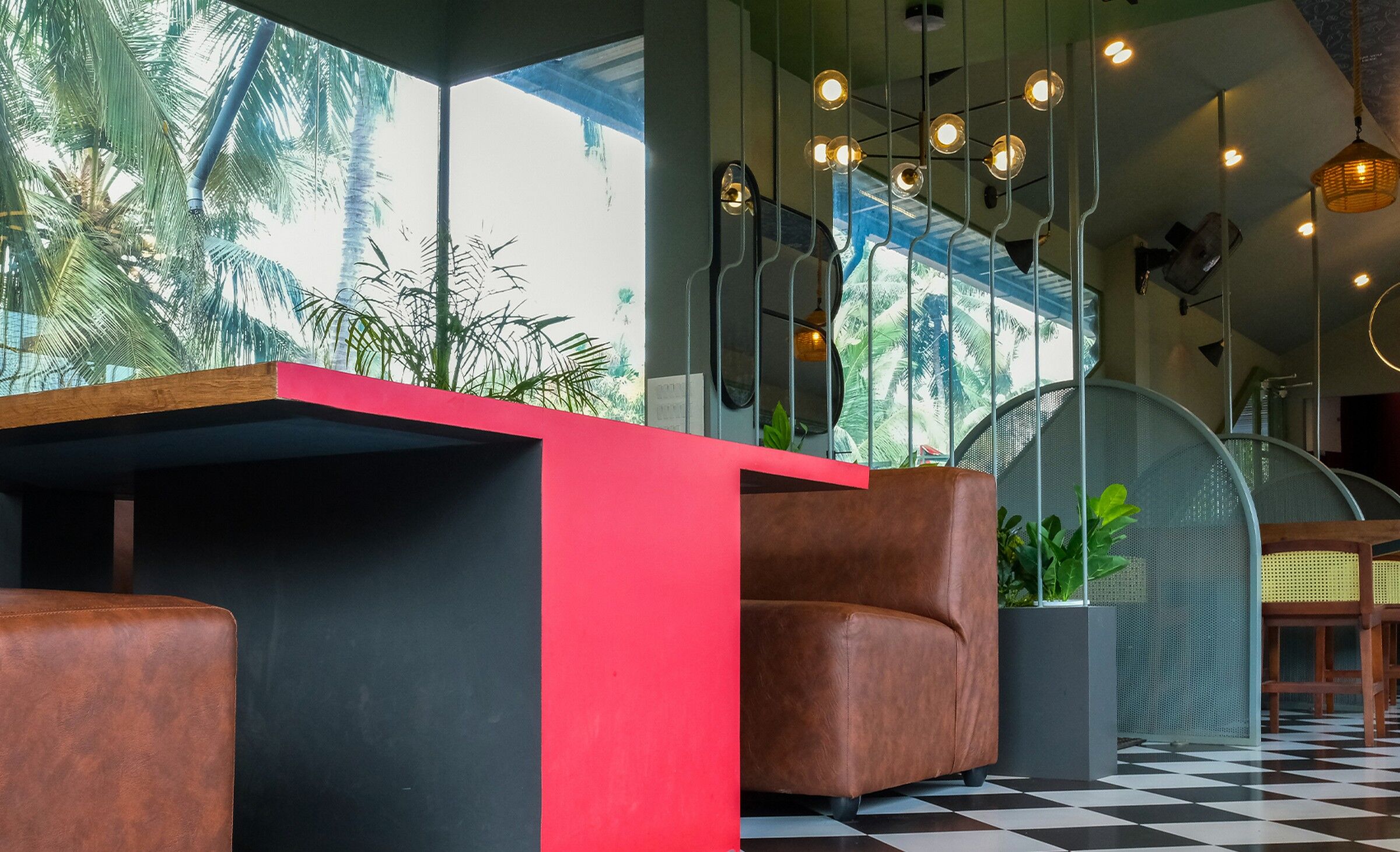 Gallery of Jus Gril Resto-Cafe | Is Design Spot | Media - 31