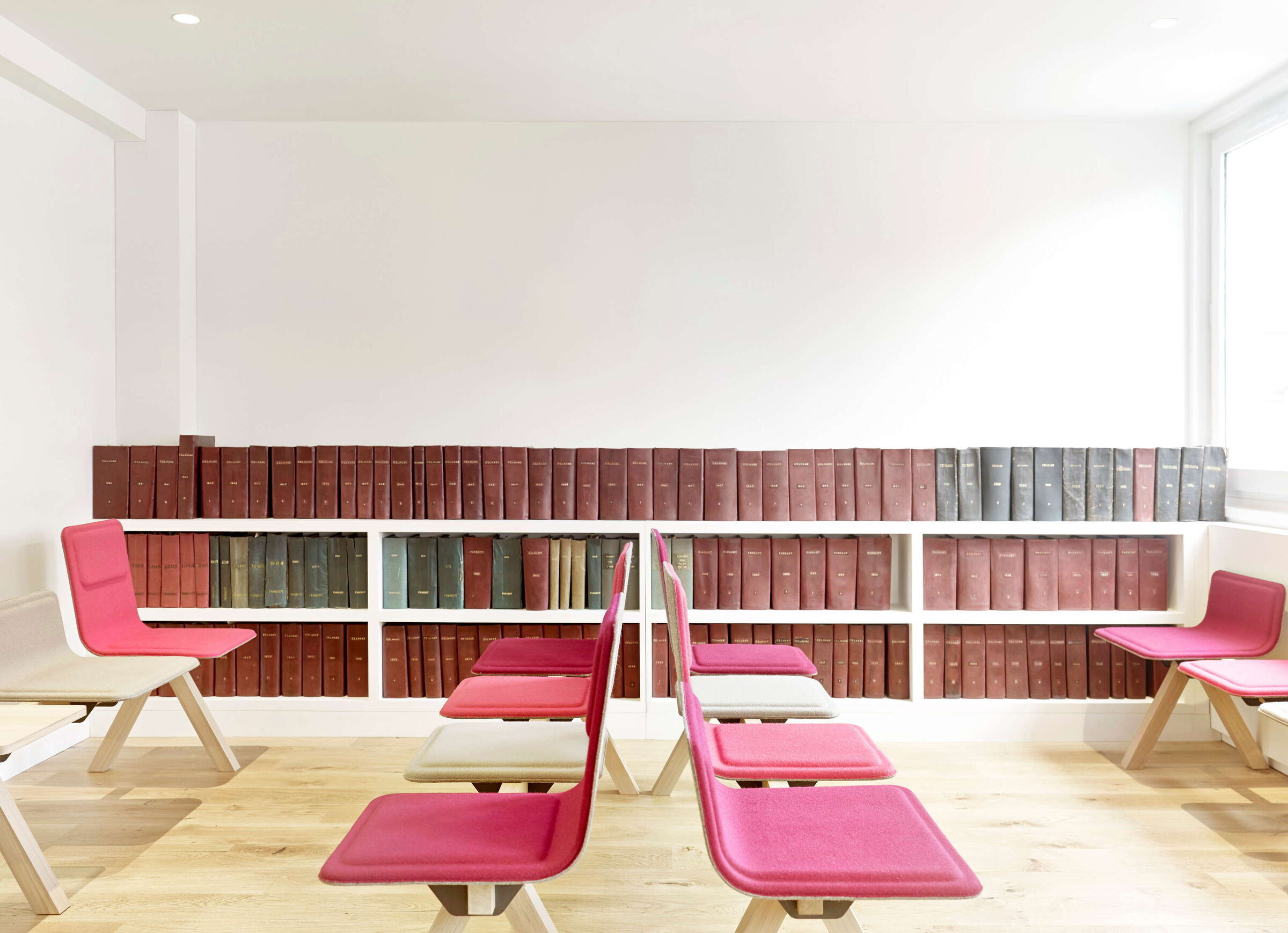 10 eye-catching benches adding a touch of style to commercial spaces ...