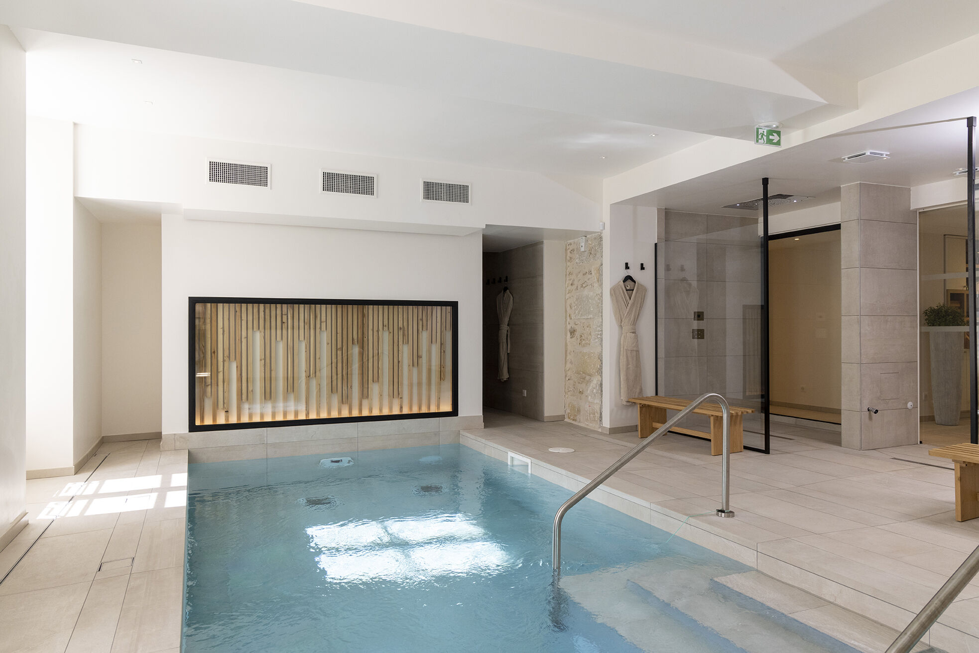 Deep Natural Spa – Hotel Mercure Coudray Montreaux | Marca Corona | Archello