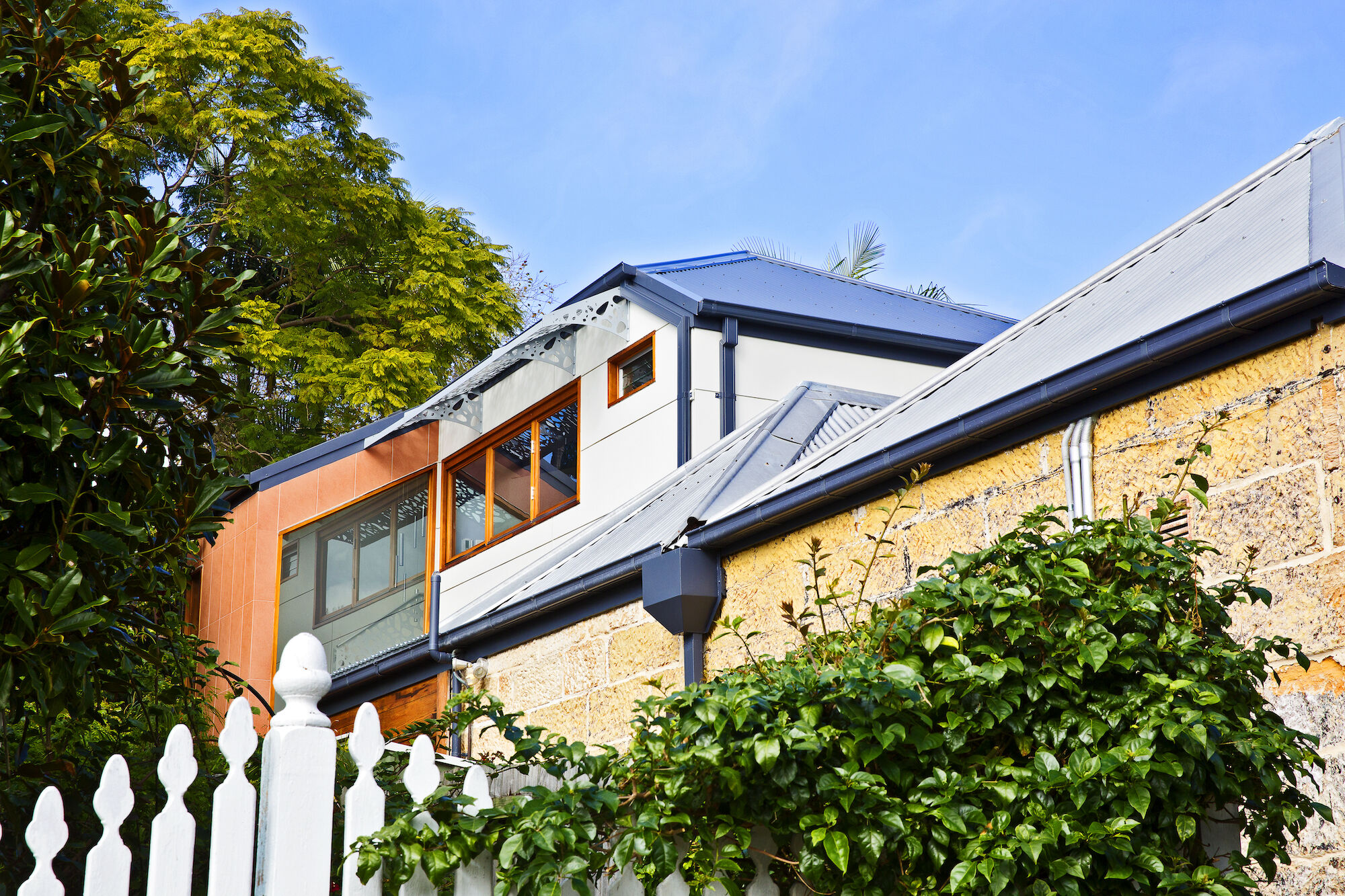 The Sandstone Cottage | Nathalie Scipioni Architects | Archello