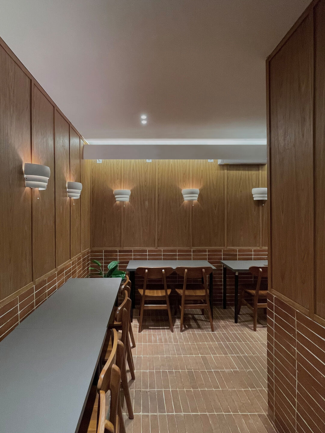 Gallery of Mutu Loka Cafe | Aaksen Responsible Aarchitecture | Media - 11