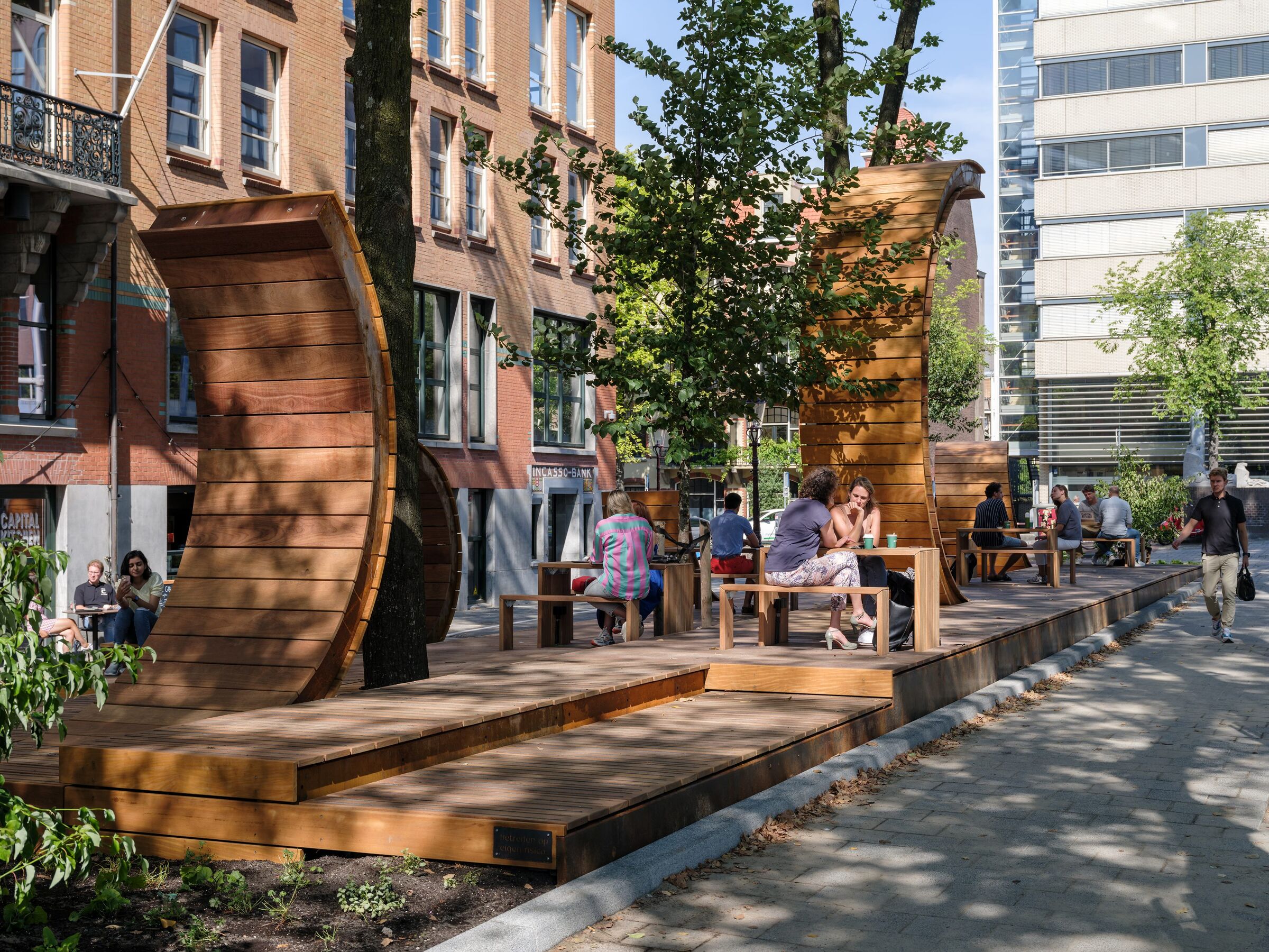 Gallery of Peel Plaza | Polylester | Media - 1