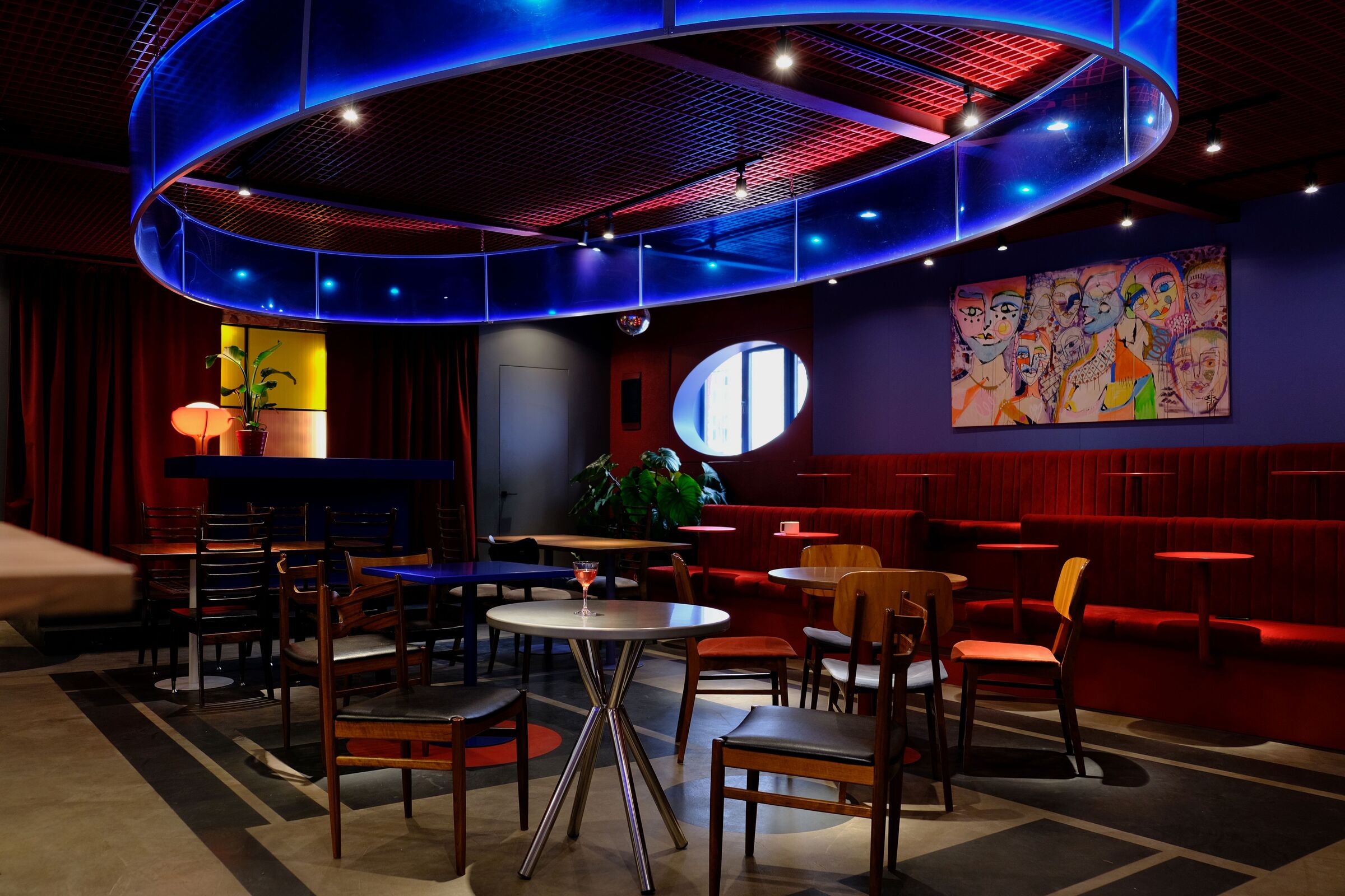 Record Bar | STUDIO SHOO | Archello