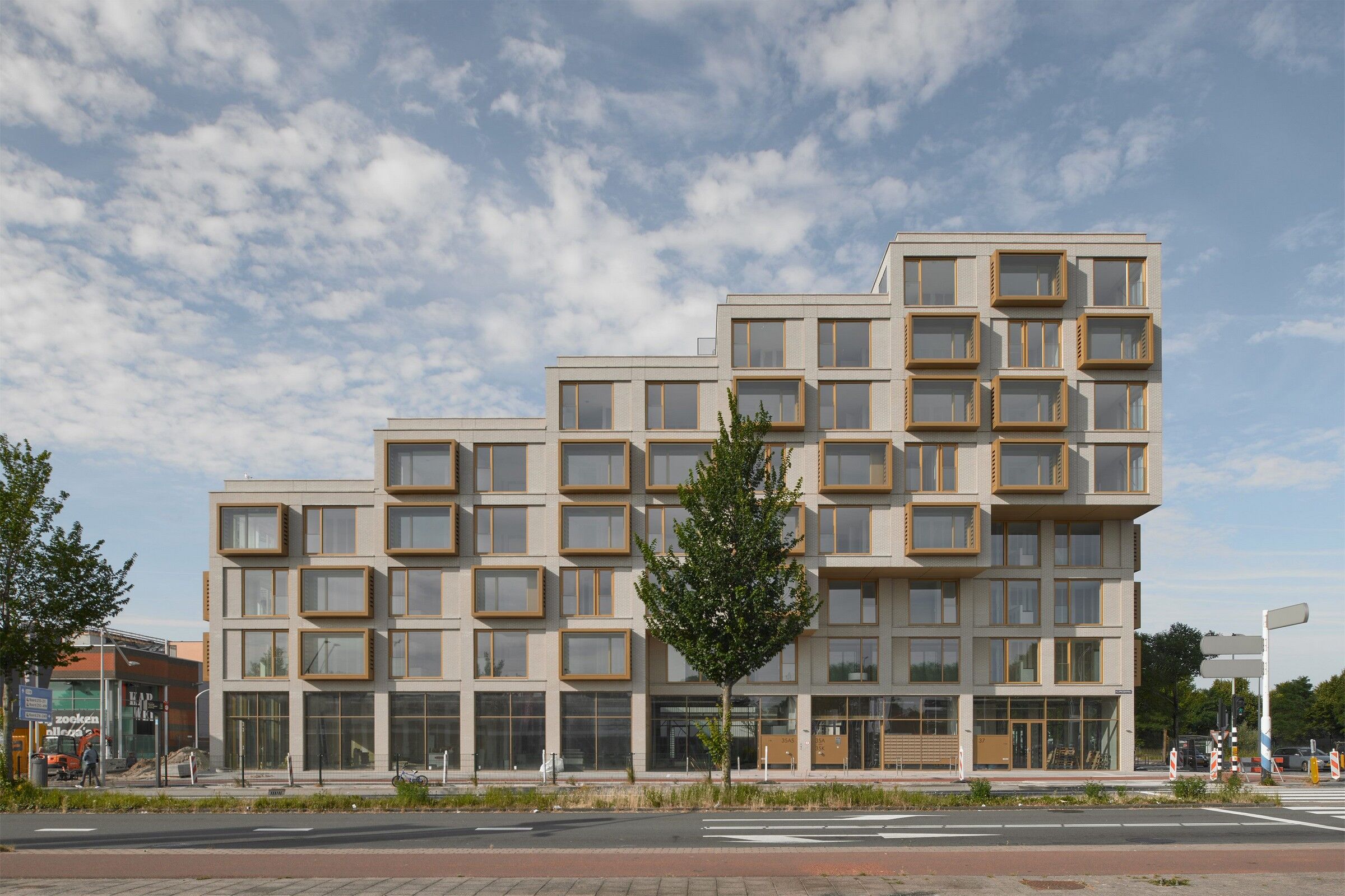 GOUDVINK, 93 social rental appartments | MEESVISSER | Archello
