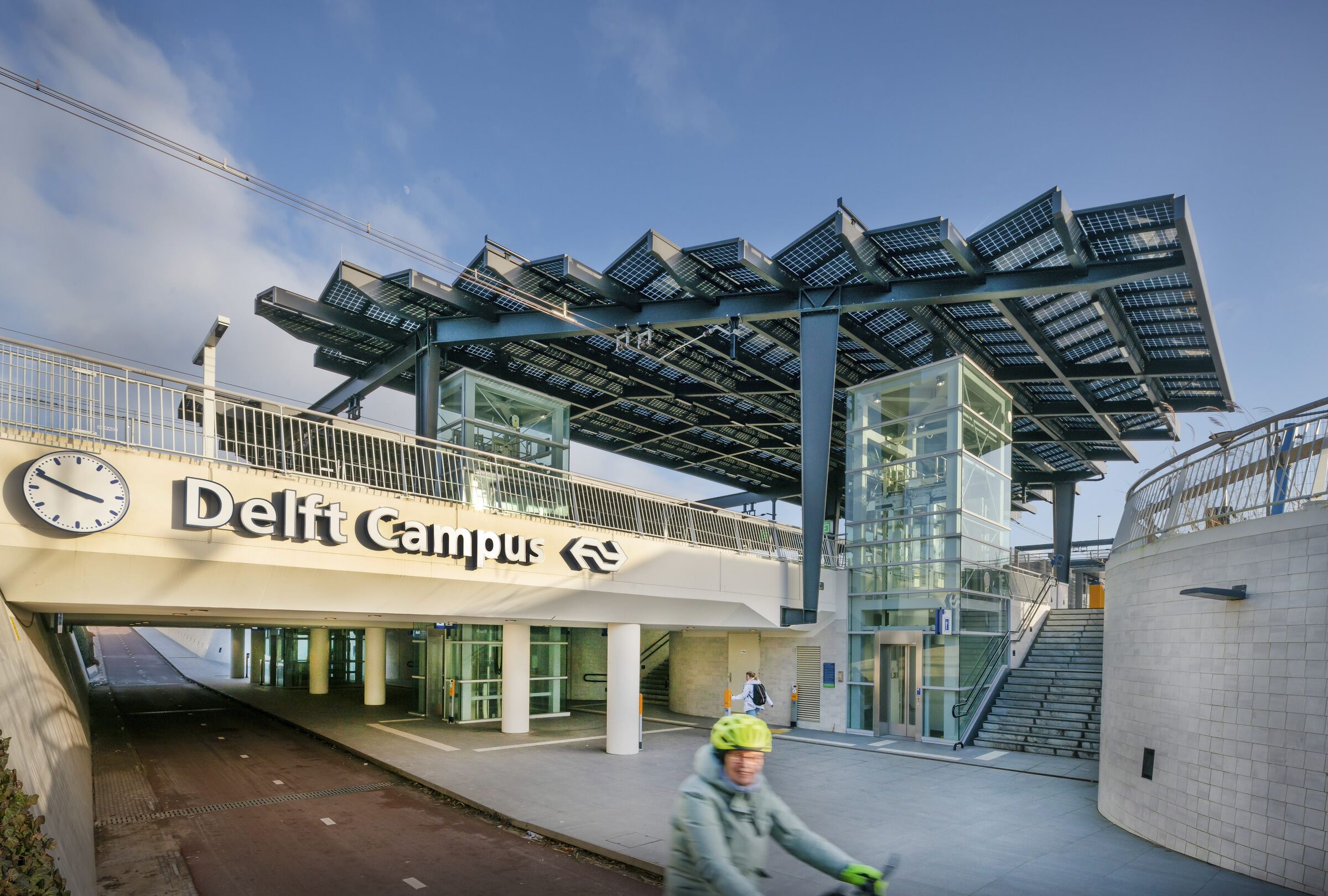 Gallery of Energieneutraal station Delft Campus | Benthem Crouwel ...