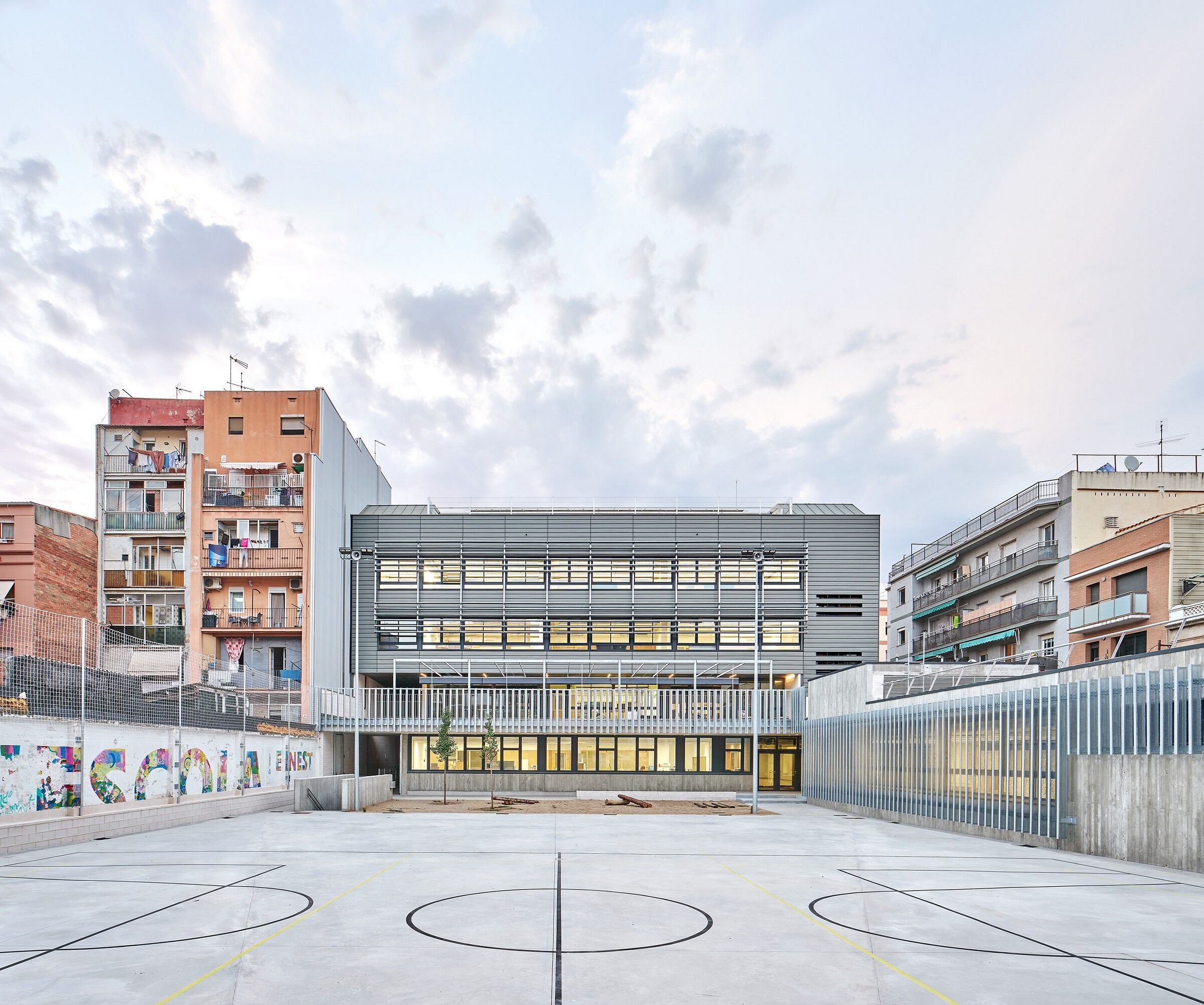 Ernest Lluch School | SUMO Architects | Archello