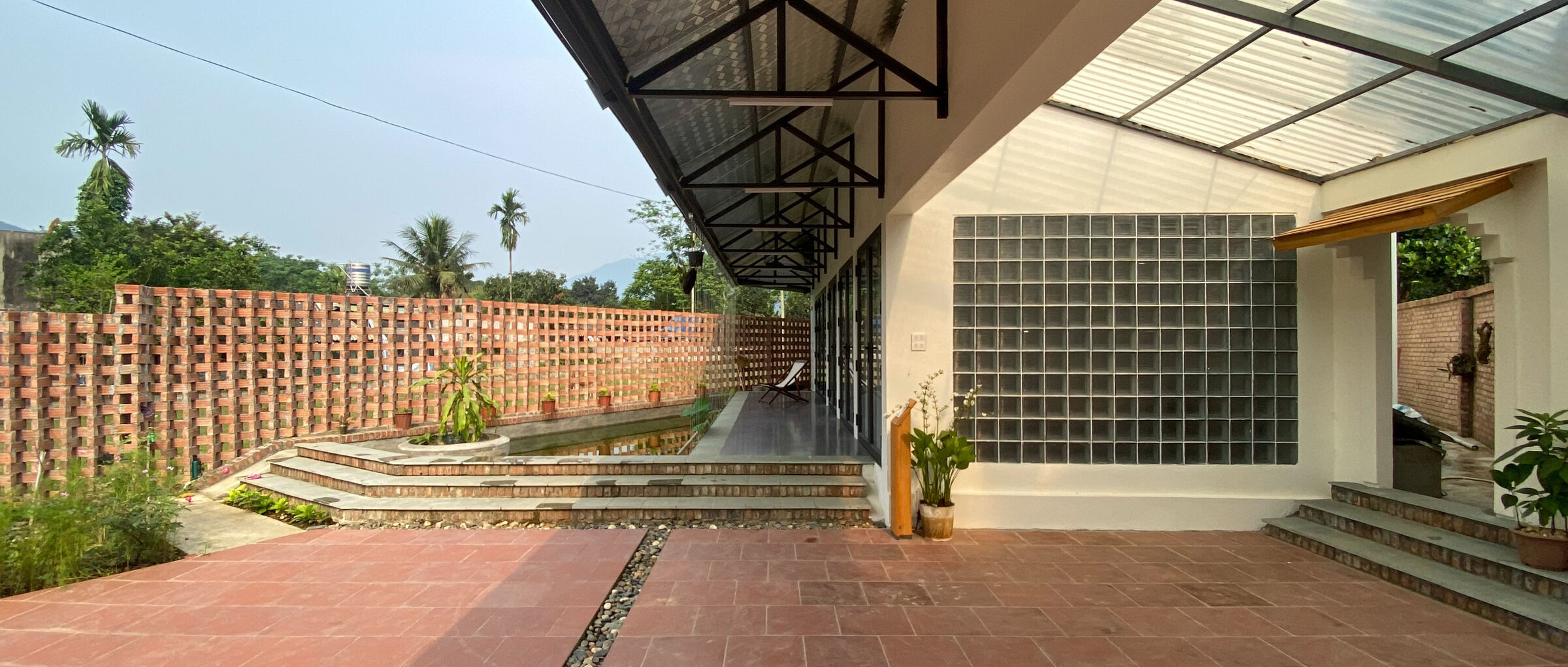 South-oriented house | Cuong building workshop | Archello