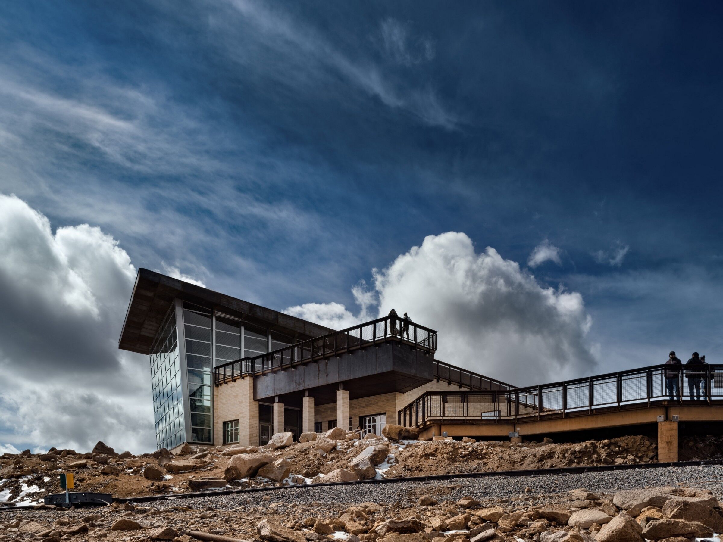 Pikes Peak Summit Visitor Center | GWWO Architects | Archello