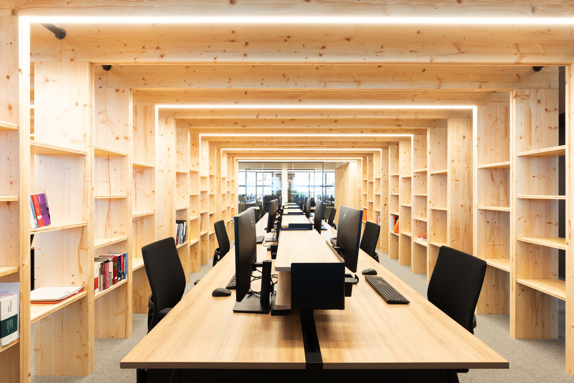 Gallery of CCA Law Firm Lisbon HQ | SpaceWorks | Media - 11