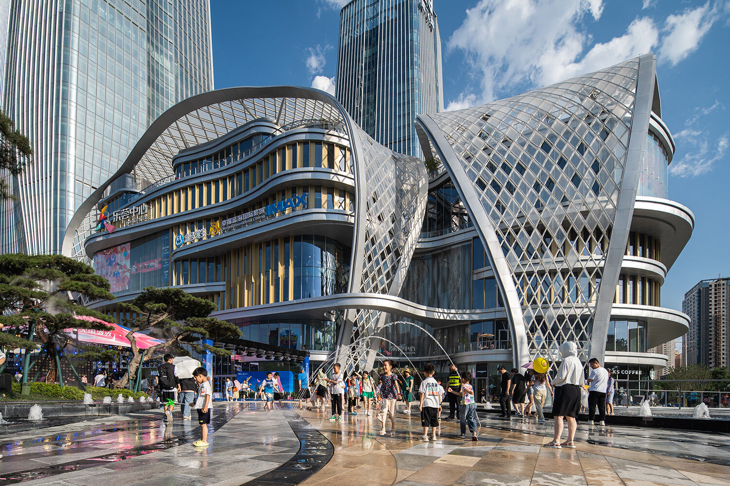 Xi’an Lovi Center | Aedas | Archello