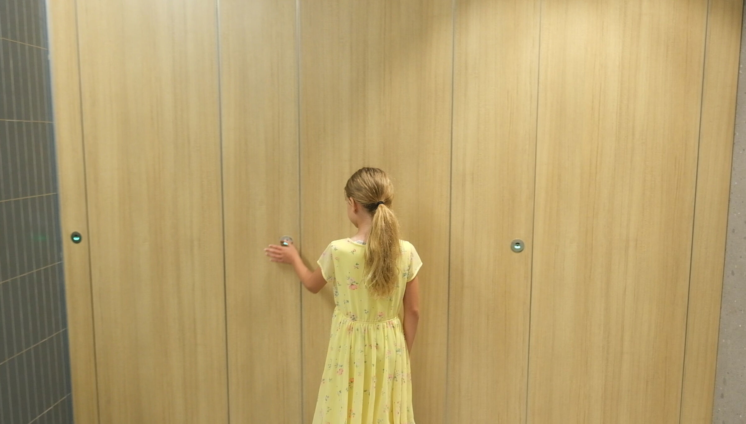 Touchless WC Cubicles with occupancy indicator por Stern Engineering ...