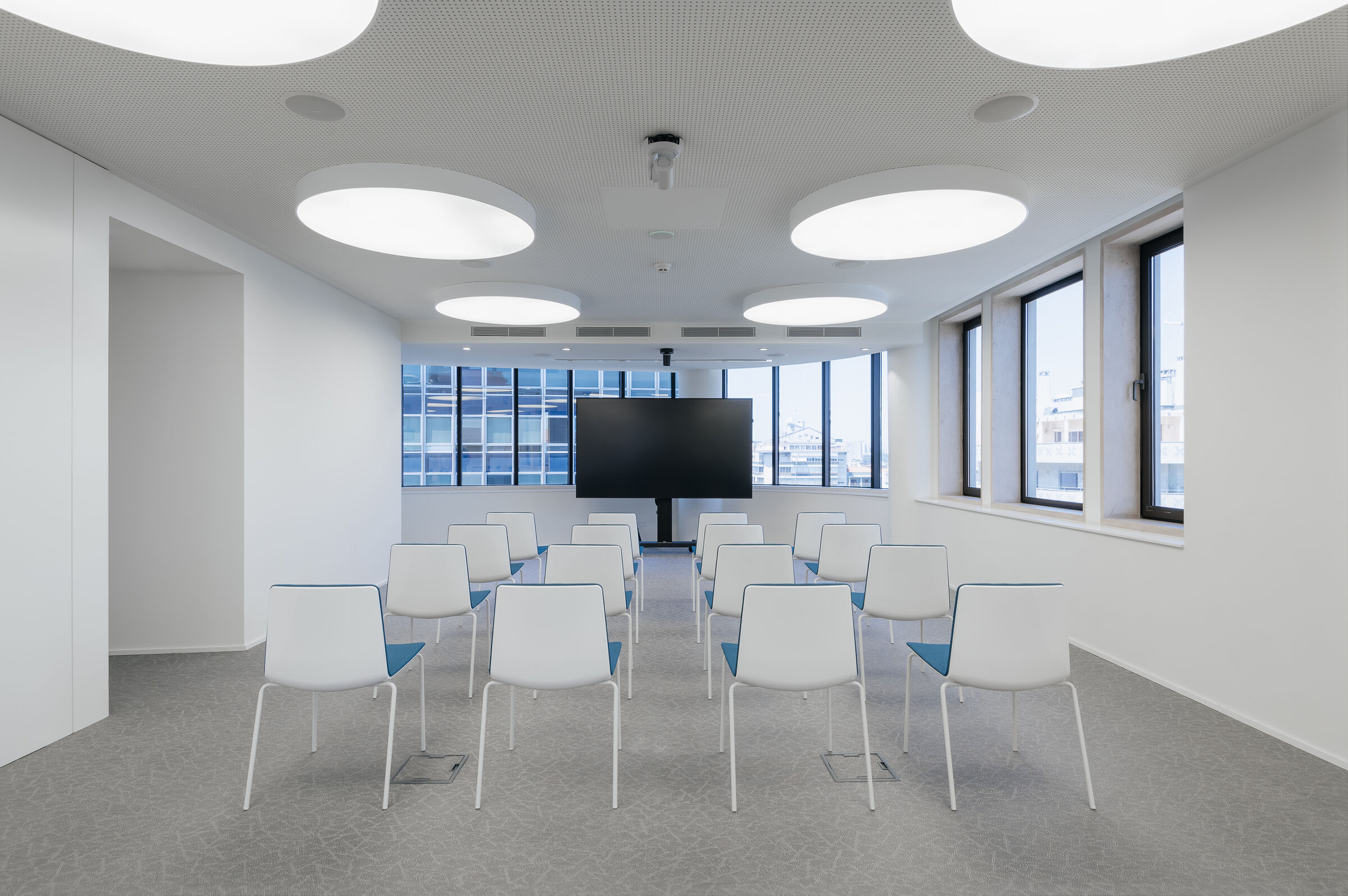 Biogen Offices | Pedra Silva Arquitectos | Archello