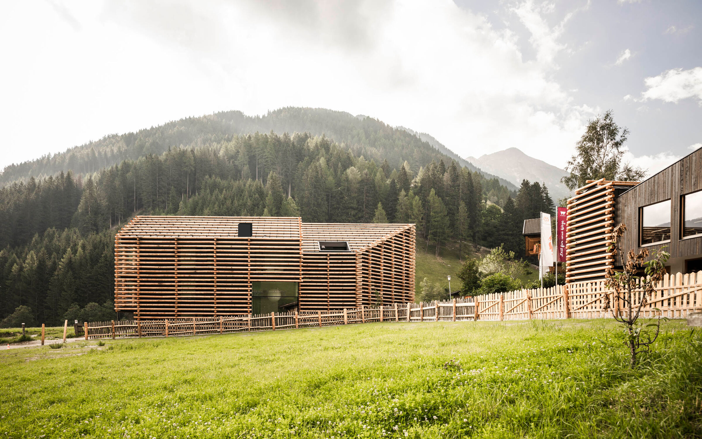 HOTEL JAUFENTALERHOF | DEAR studio | Archello