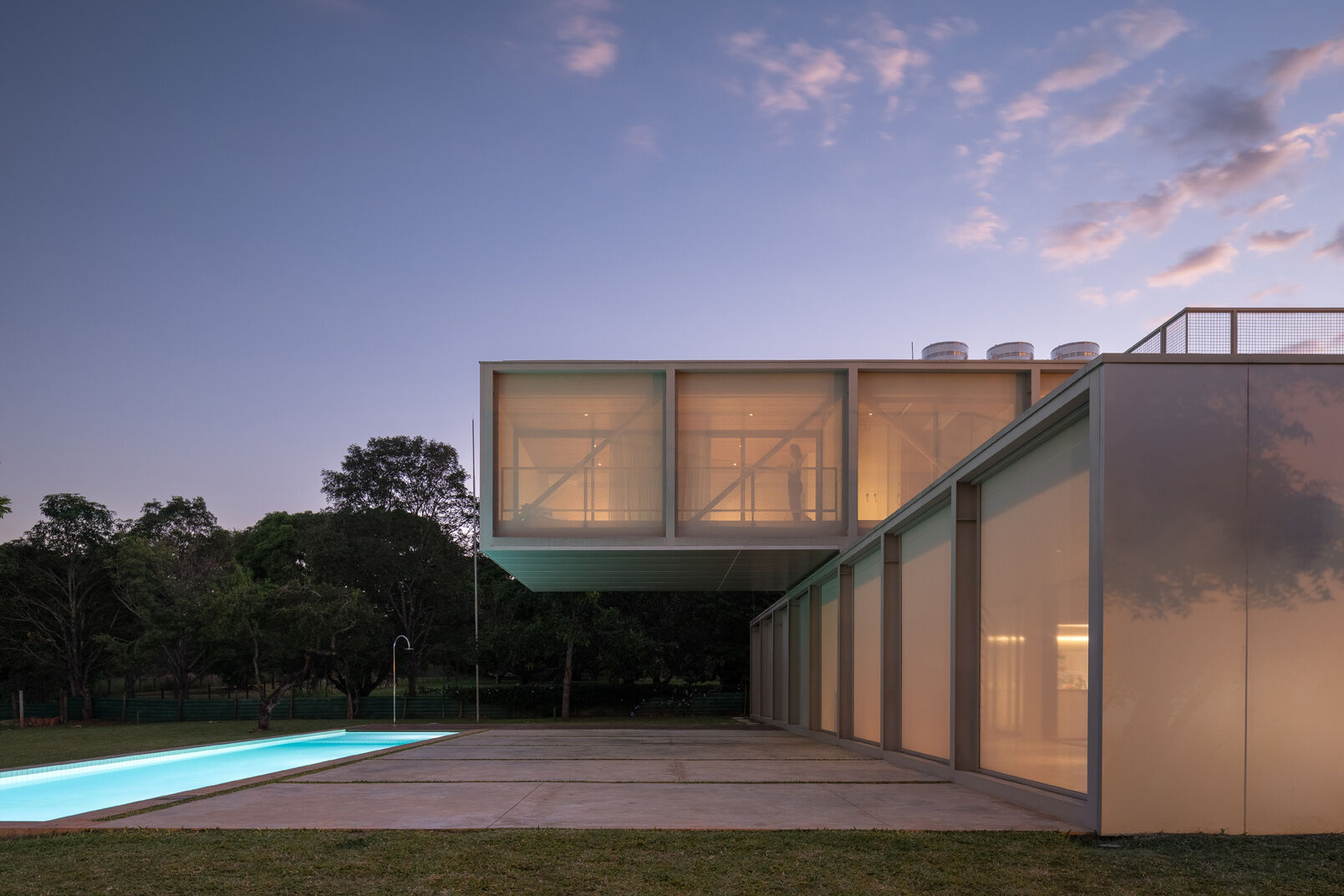 350 House | BLOCO Arquitetos | Archello