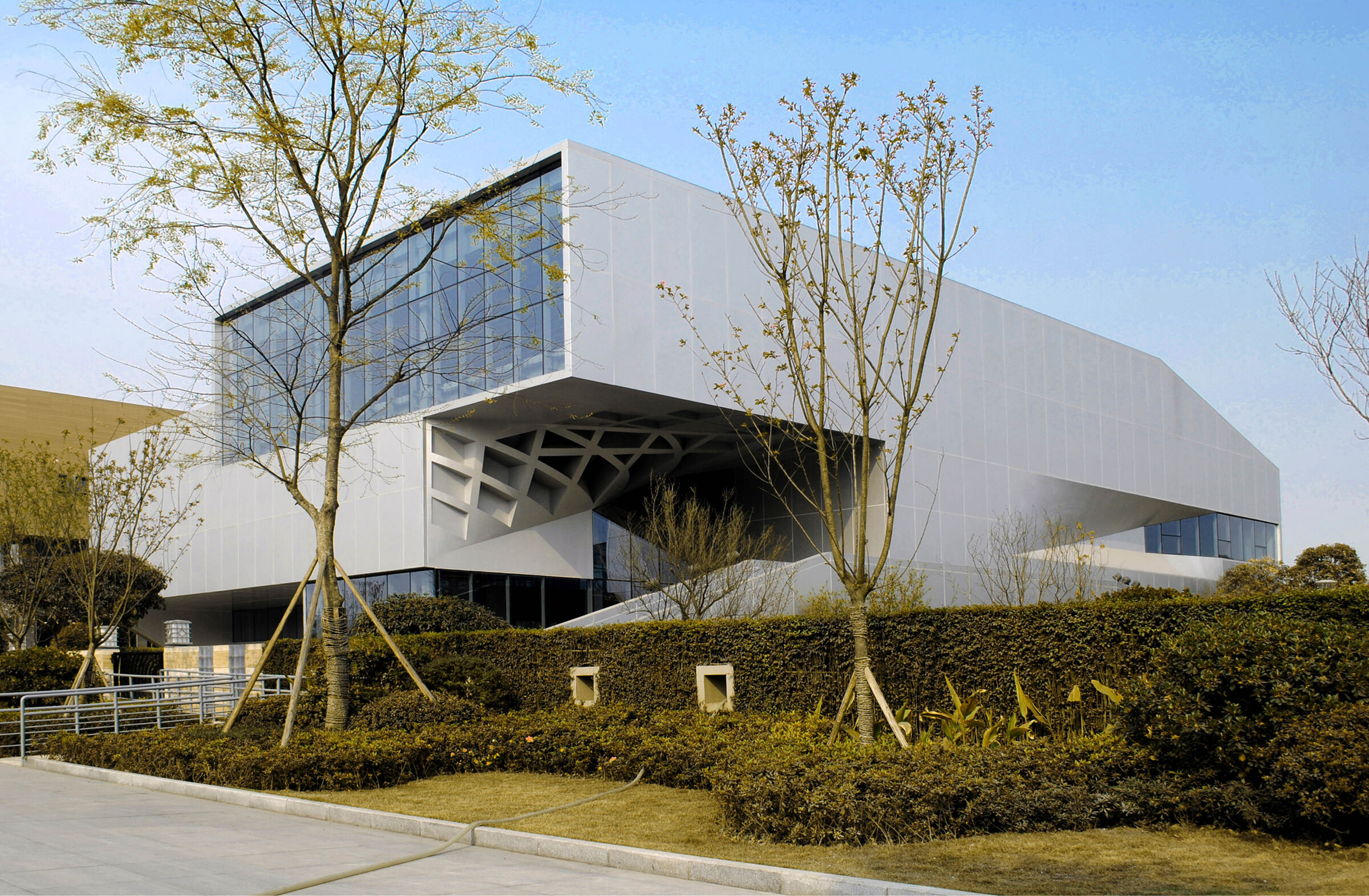 Chengdu Fluid Core-Yard | Patterns | Archello