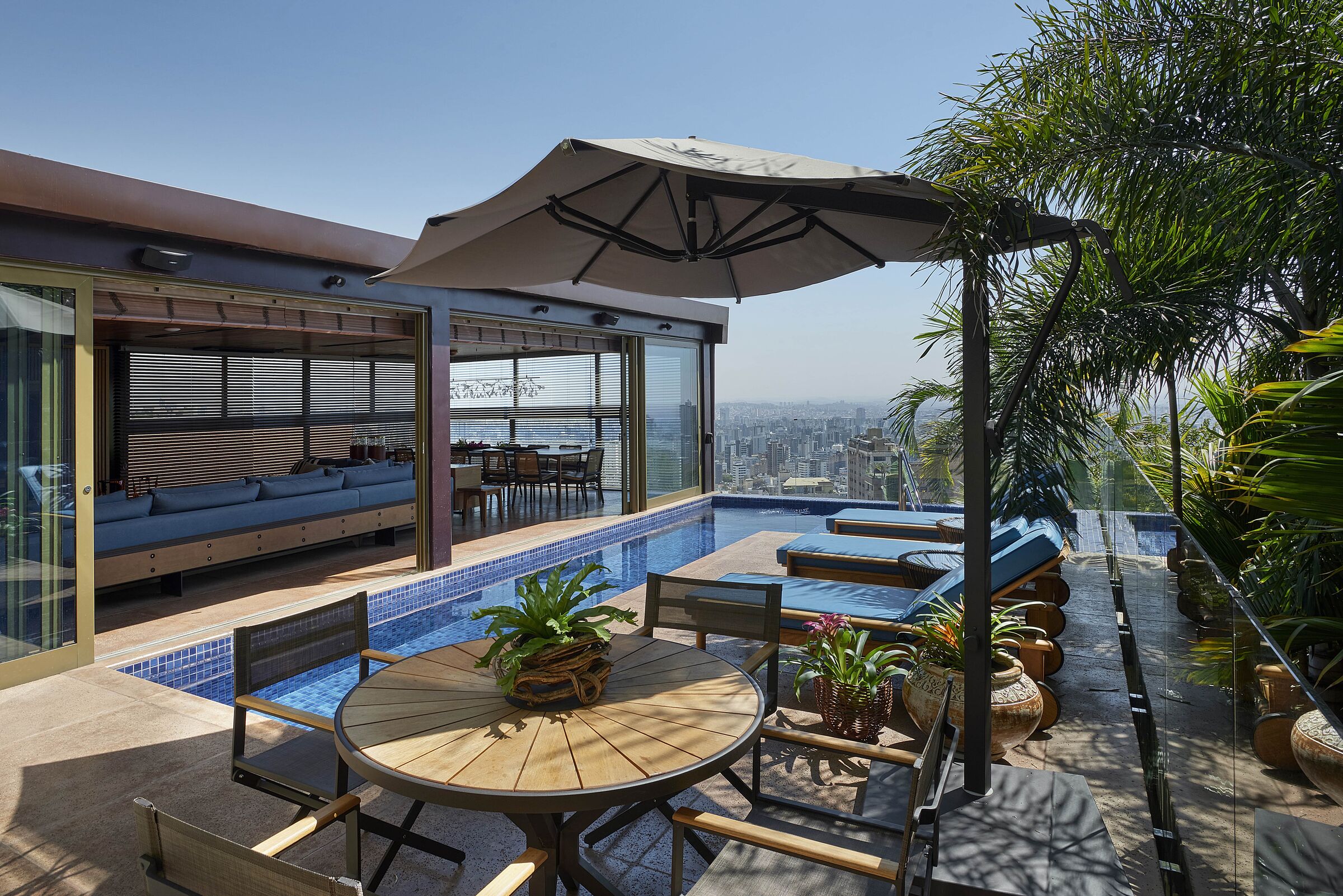 MANGABEIRAS HOUSE | David Guerra Architecture and Interiors | Archello