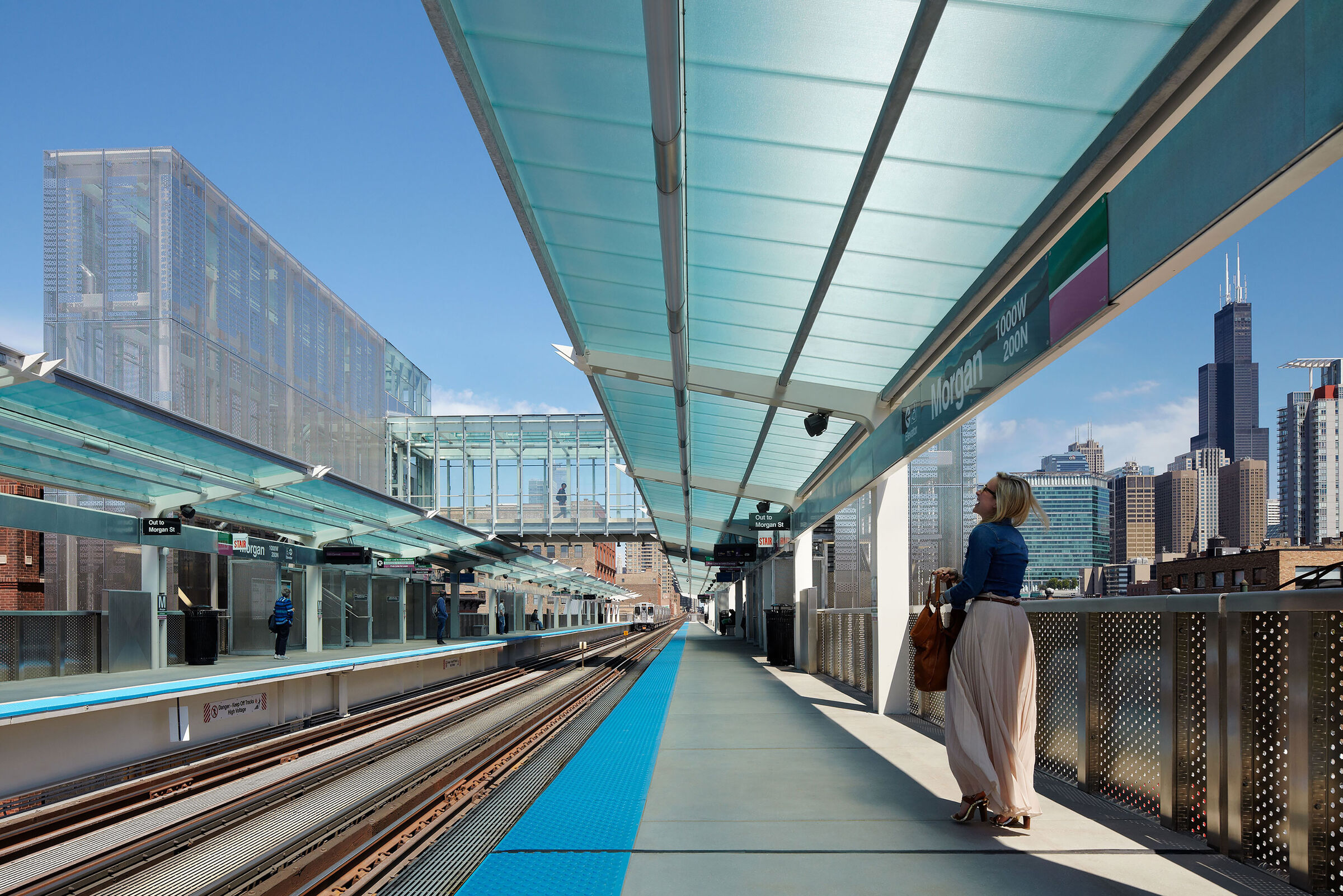 Gallery of CTA Morgan Station | Ross Barney Architects | Media - 1