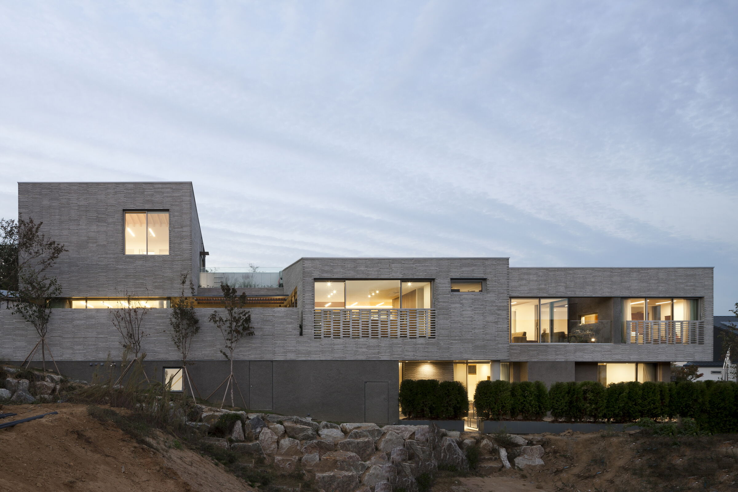 Three Yard House | D.LIM architects | Archello