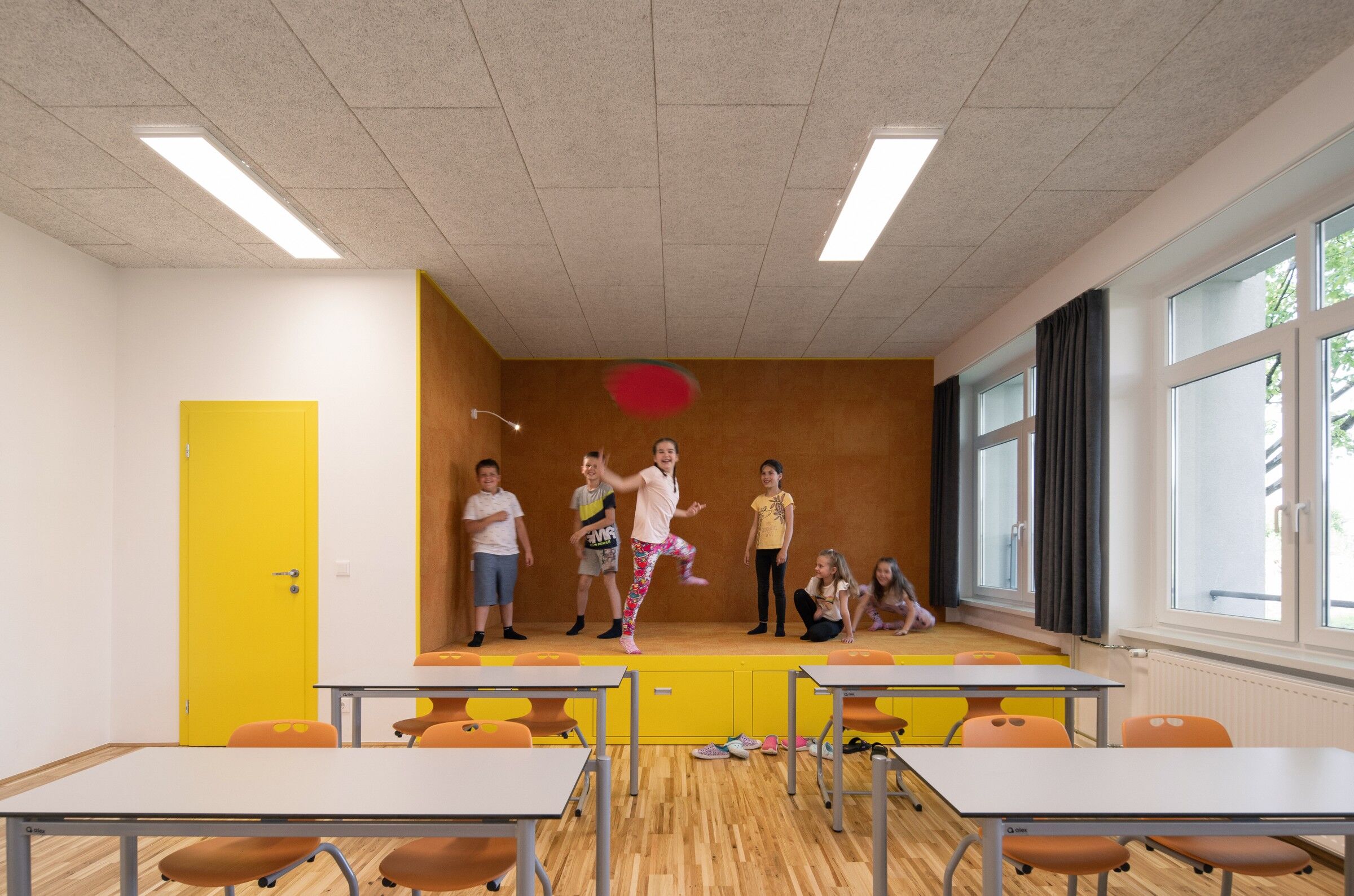 Gallery of Szentpéterfa Elementary School | Can Architects | Media - 8