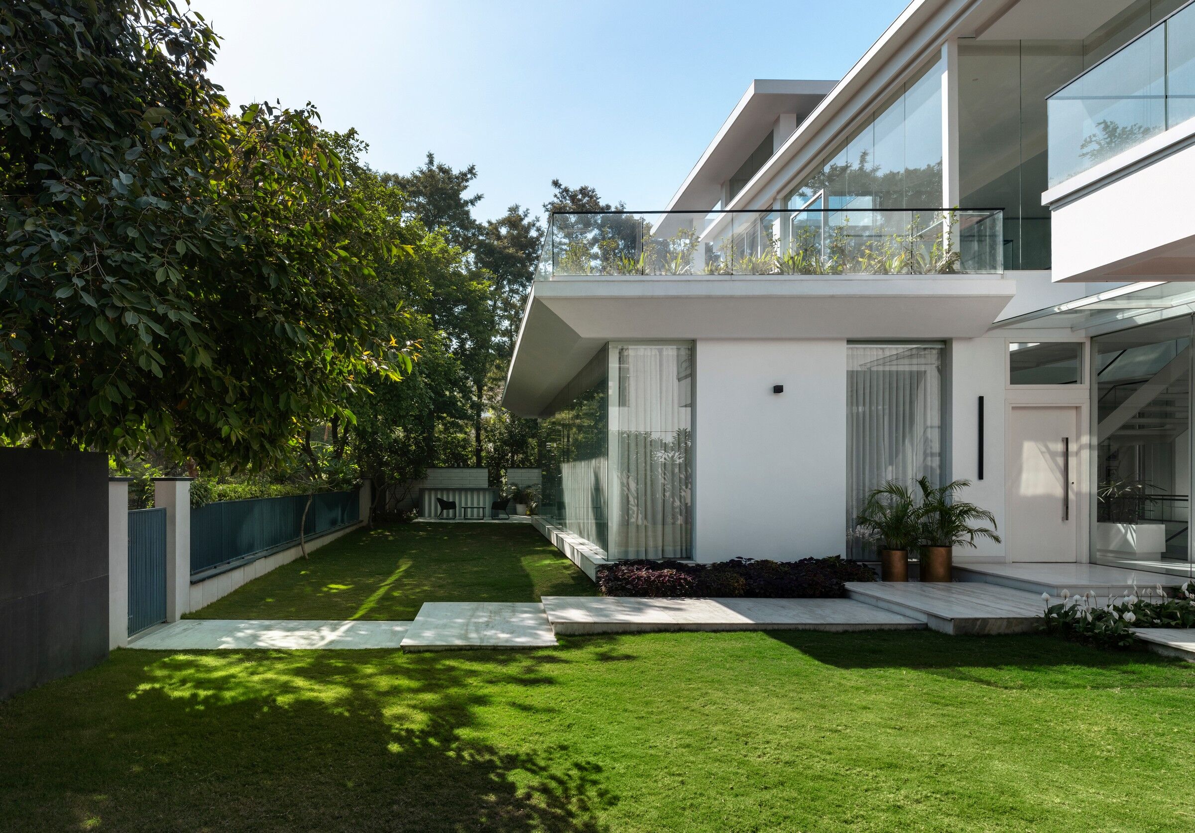 Le Blanc Maison | Studiio Dangg | Archello