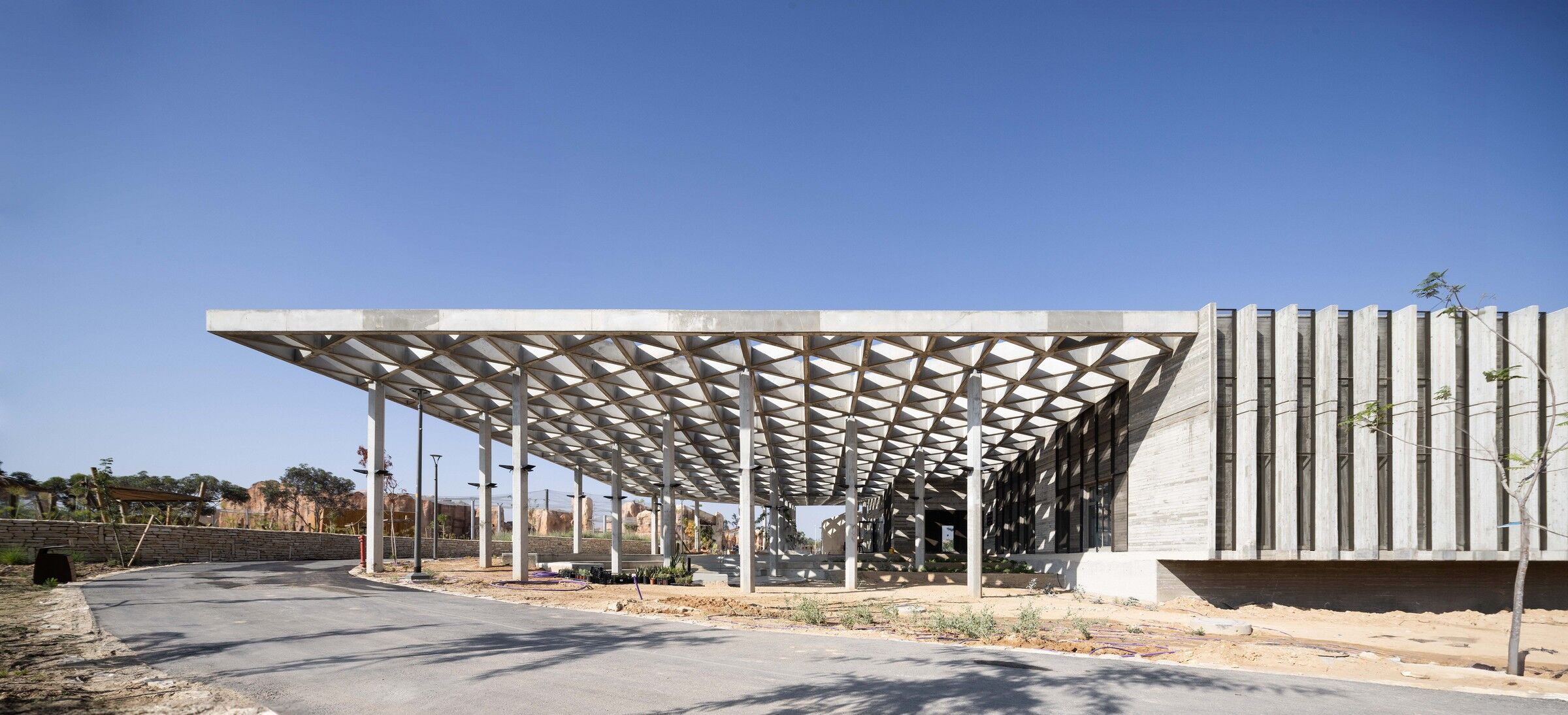 Gallery of Midbarium, The Jack | A. Lerman Architects | Media - 1