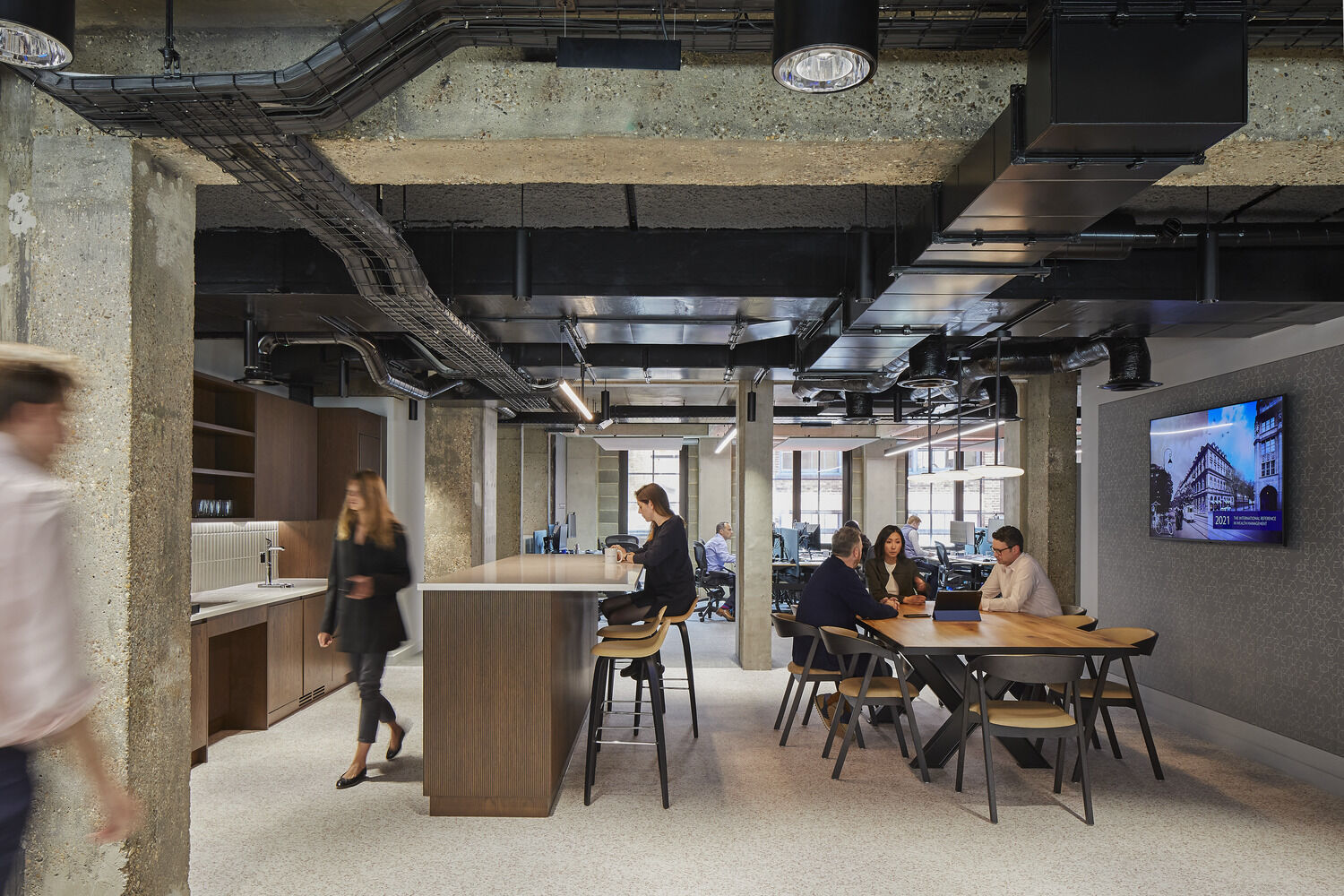 Julius Baer HQ in Farringdon, London | HLW International | Archello