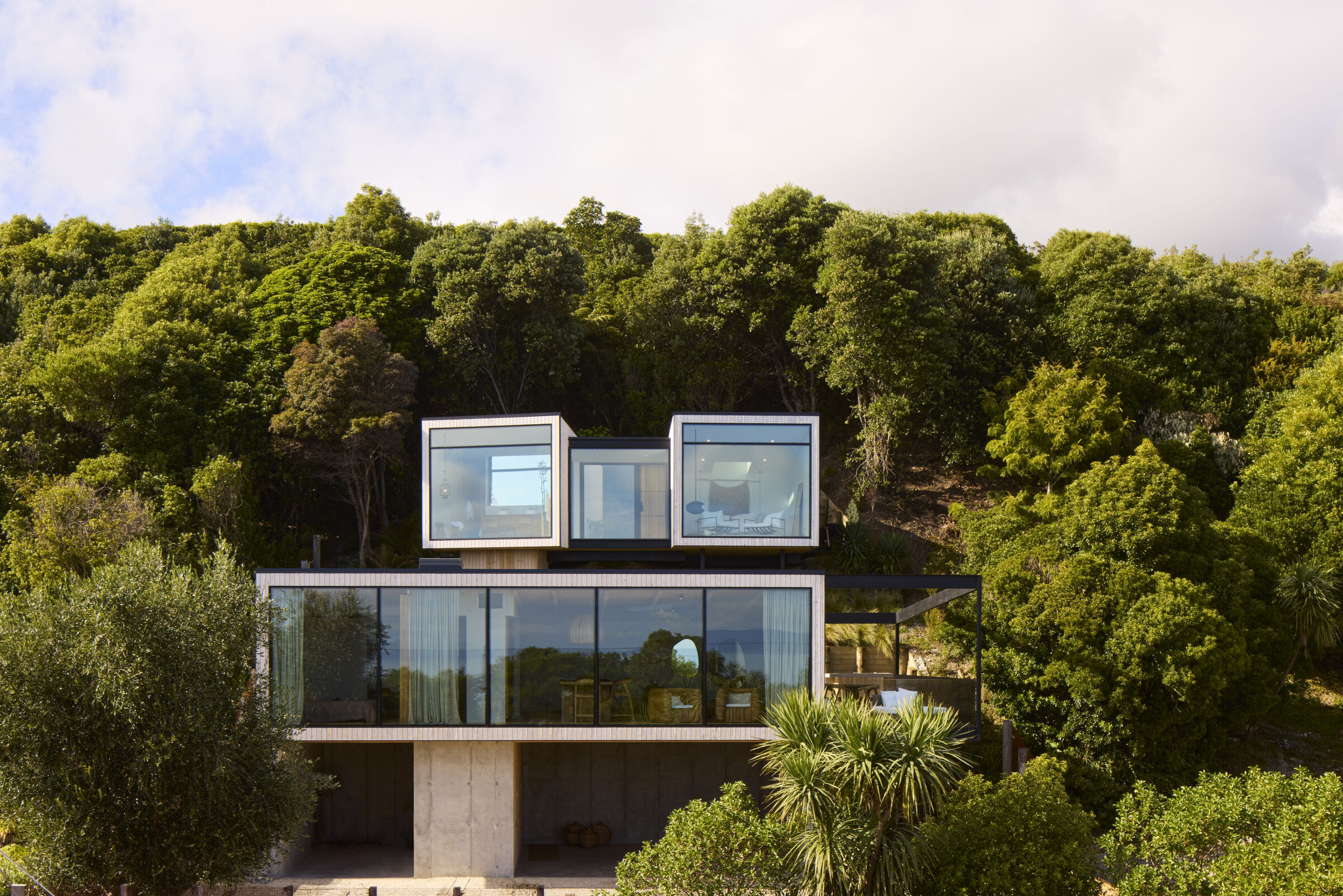 Ligar Bay Bach | Young Architects | Archello