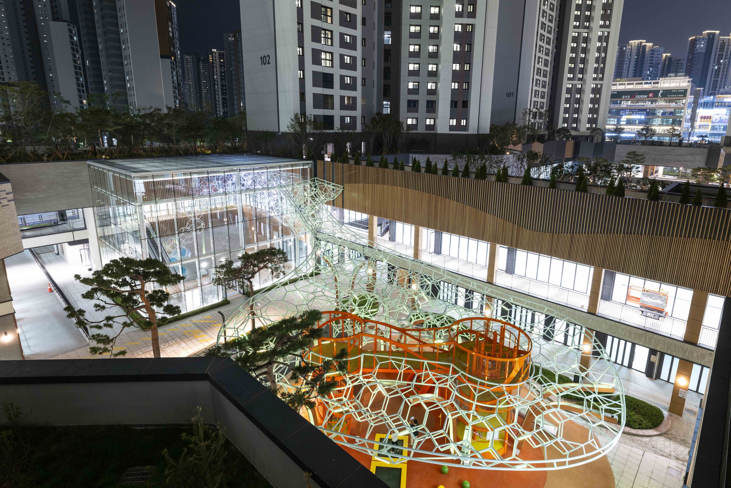 Arcloud | Carve | Media - Photos and Videos | Archello