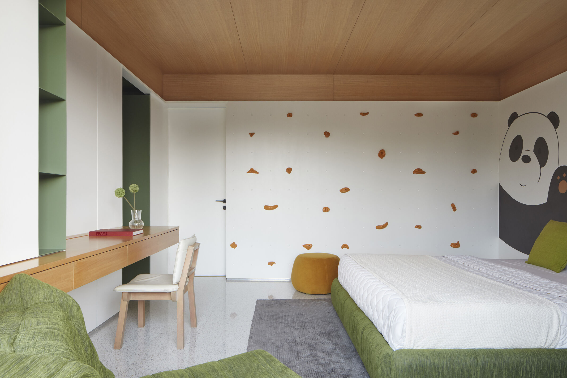 Gallery of FLAT MUSE | Studio Bomb | Media - 26