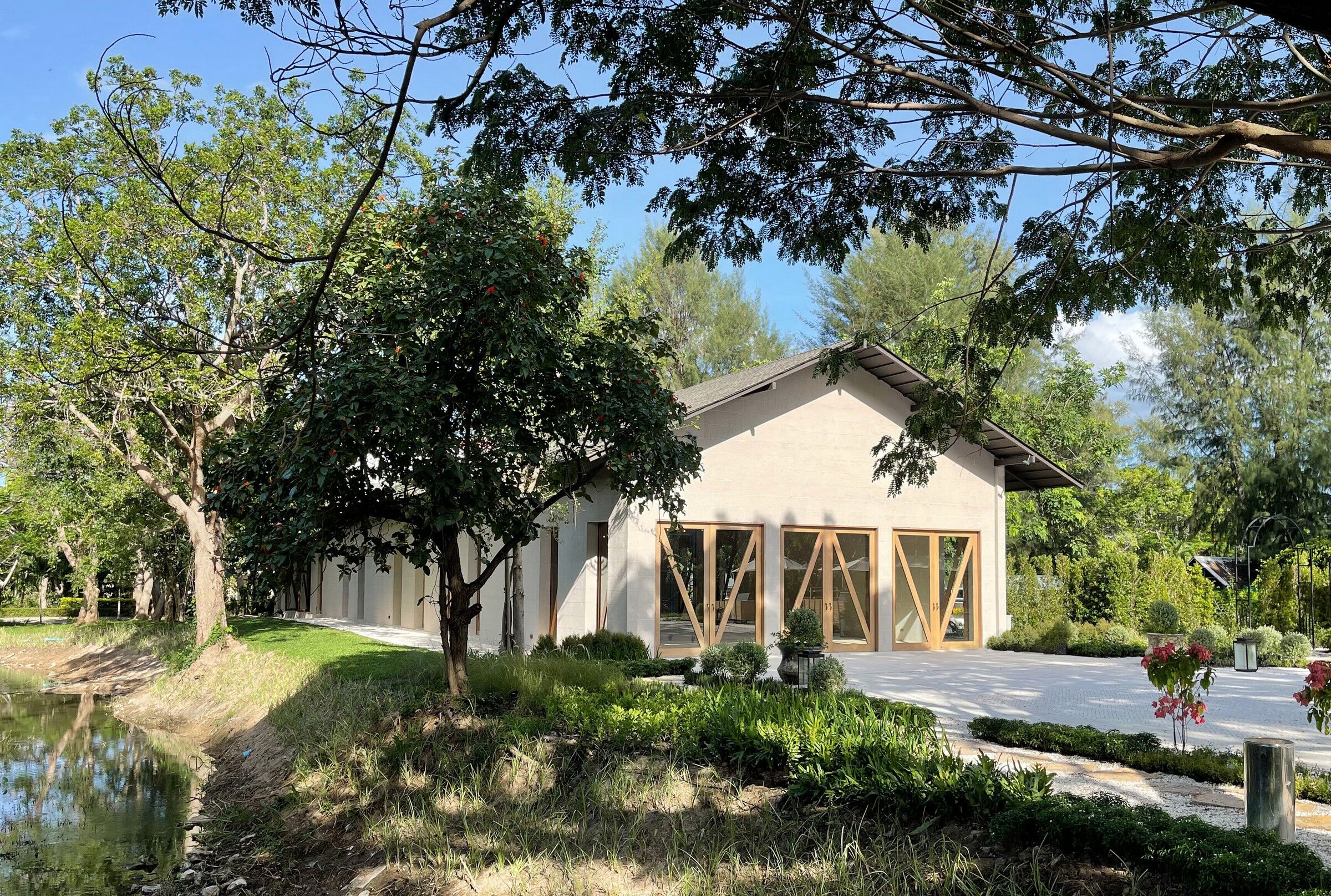 The Stable | NITAPROW Architects | Archello