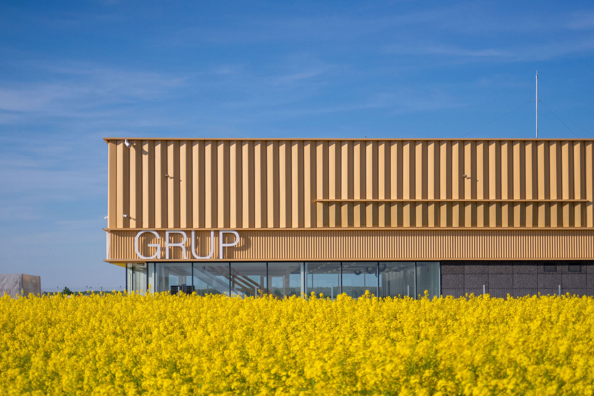 Gallery of Aragon Grup Headquarters | Ene+Ene Arhitectura | Media - 4