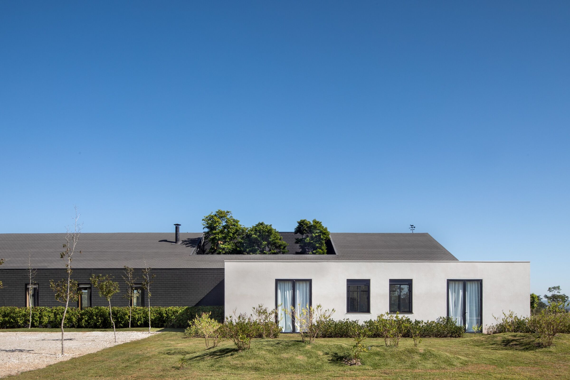 Gallery of CASA CELEIRO | Studio Otto Felix | Media - 1