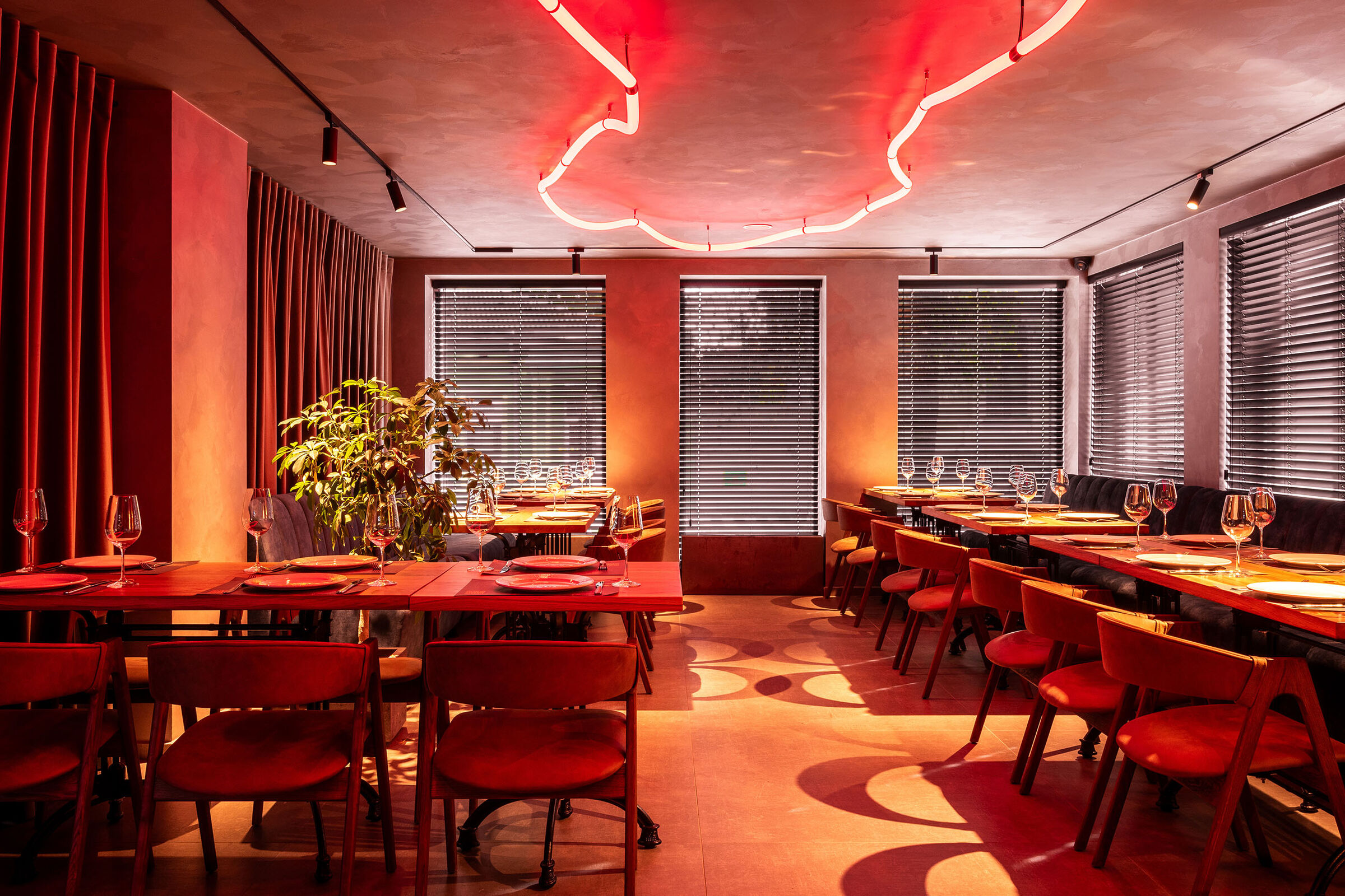 DIVUS RESTAURANT | VIP ROOM | AB+Partners | Archello