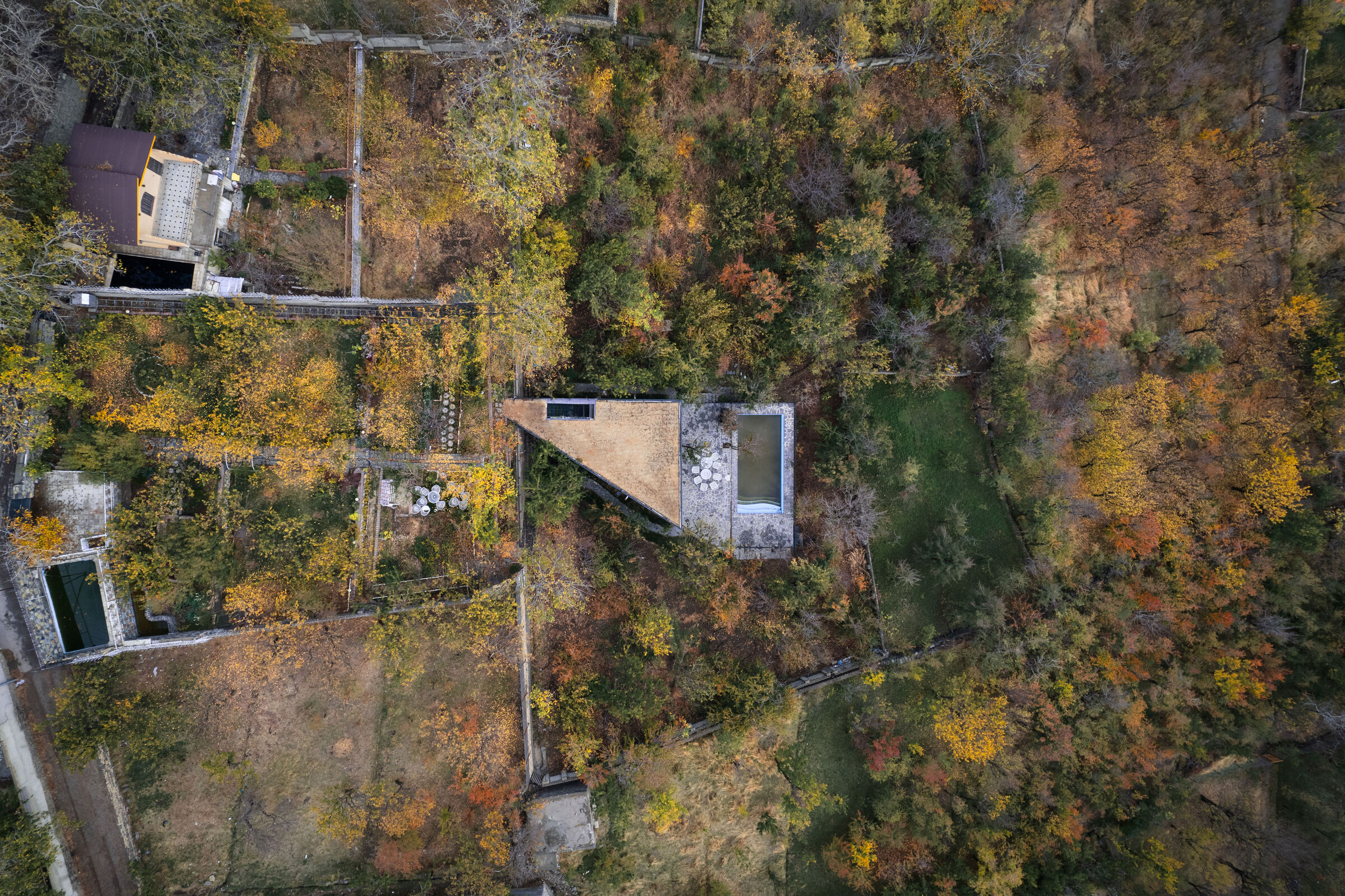 Gallery of Wide Eye Villa | MA Office | Media - 1